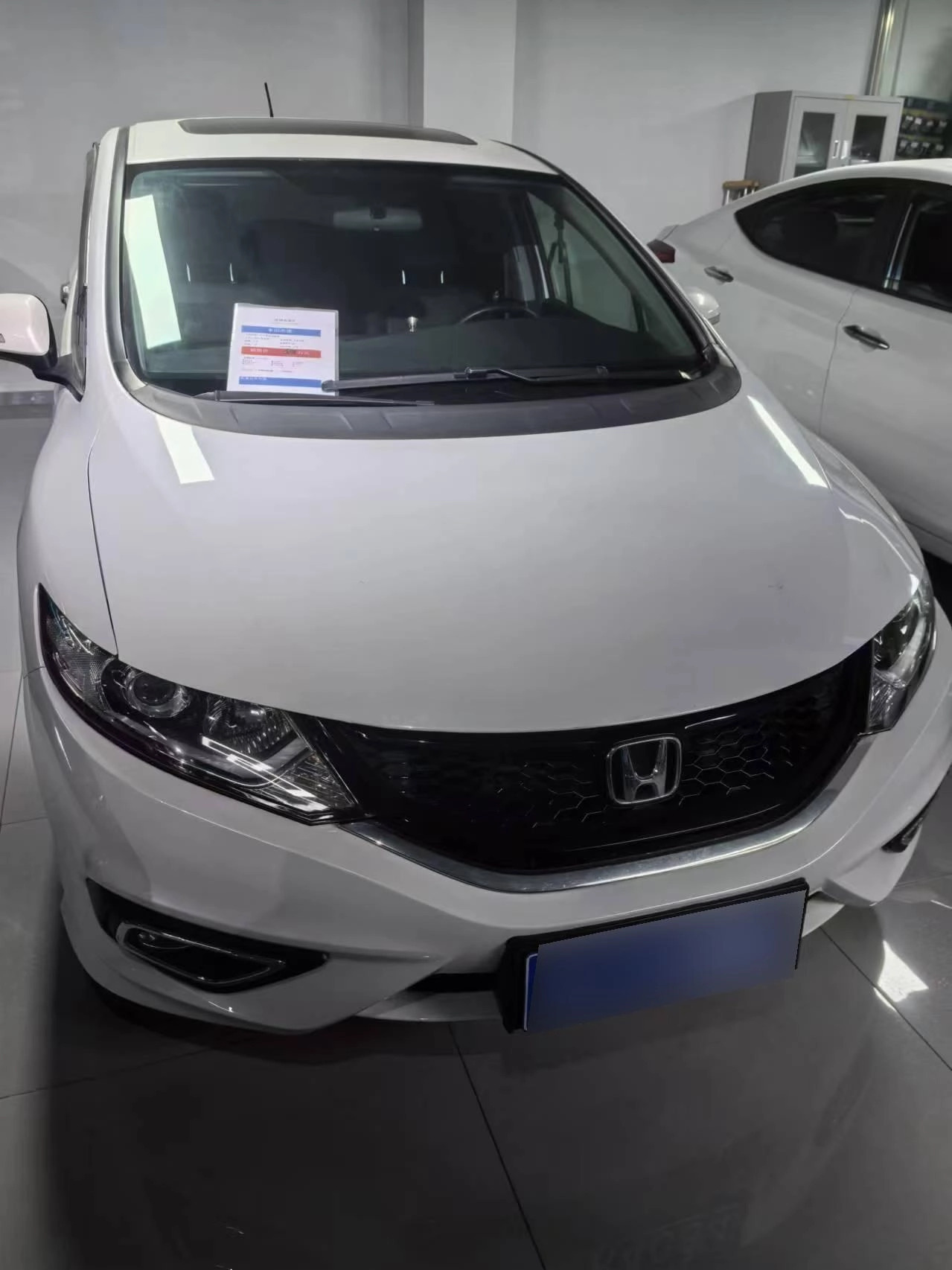 Pristine Honda Jade - 2016 Automatic Elite, Low Mileage, White Color ...
