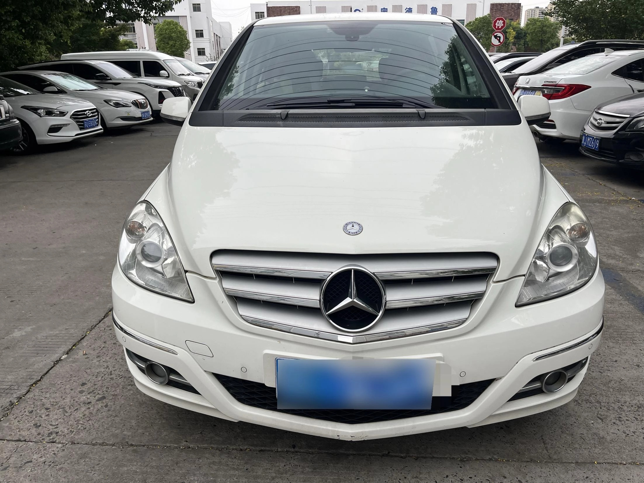 Pristine Mercedes-Benz B200 09 Fashion - 2012, 2.0L Engine, 140K KM ...
