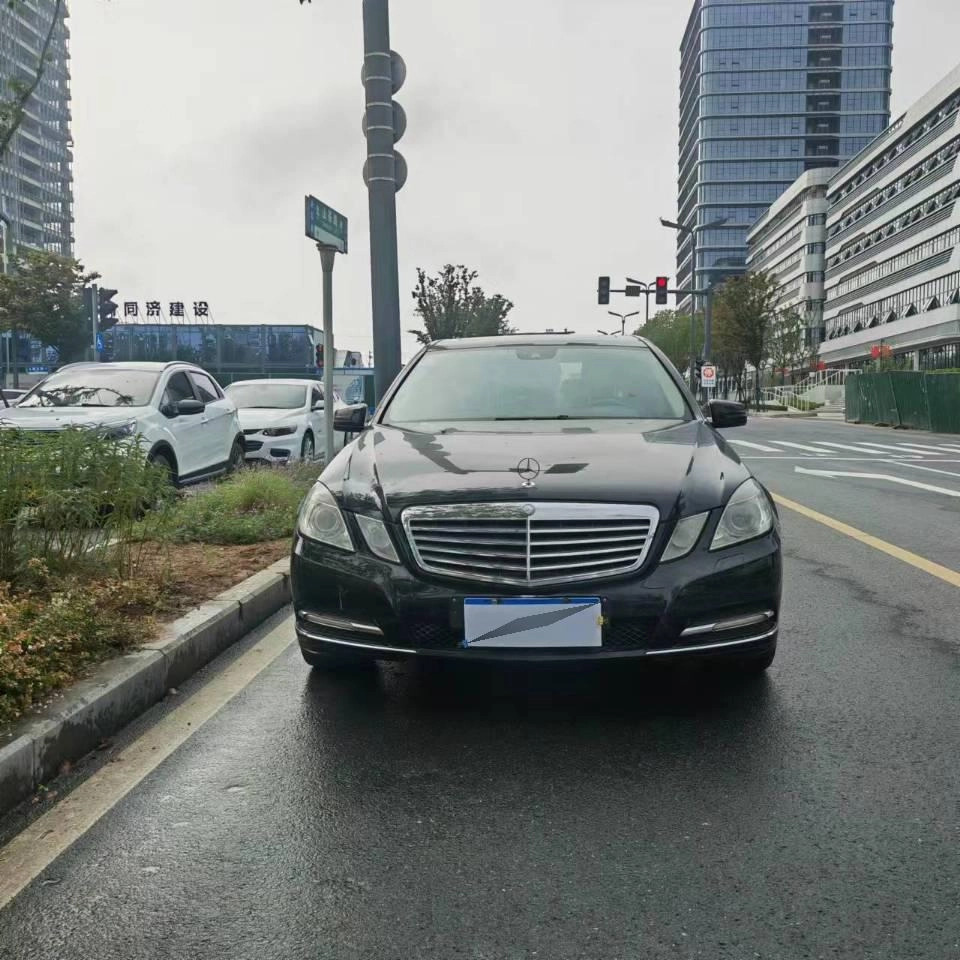 Elegant Mercedes-Benz E200L CGI - 2012 Full Payment, Significant Mileage - Comprar e Importar ...