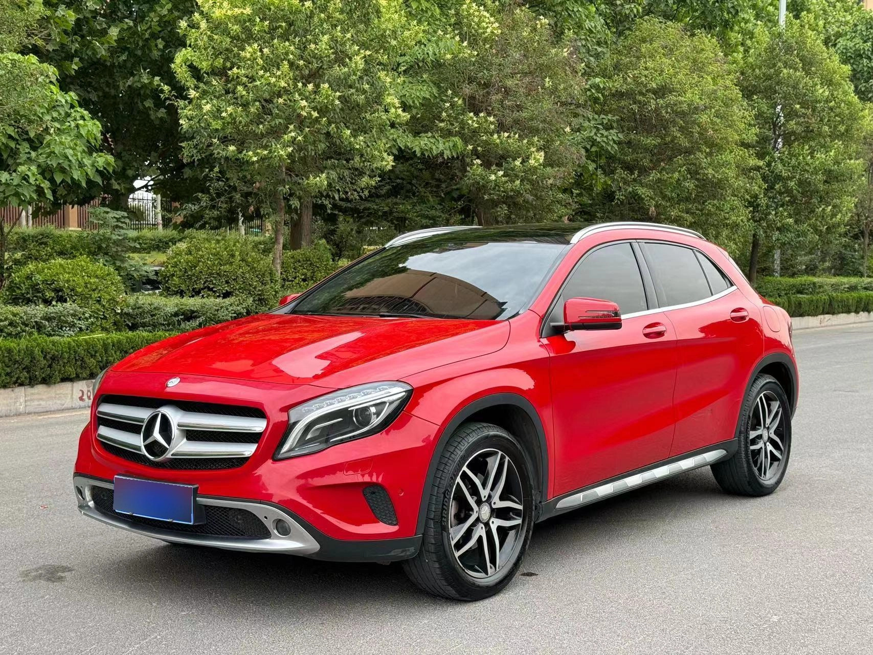 16 Mercedes-Benz GLA Fashion 200 - Red, 1.6T Engine, 126000km - Comprar ...