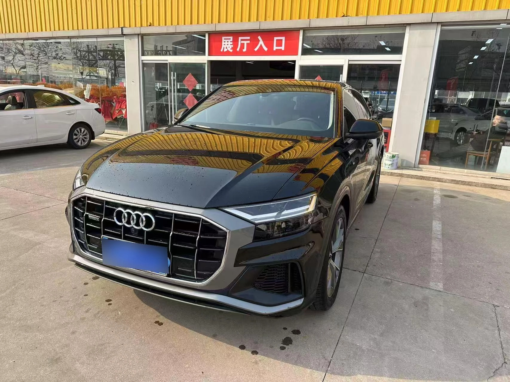 Audi Q8 55 Luxury Dynamic with Air Suspension Addition - Buy and Import ...