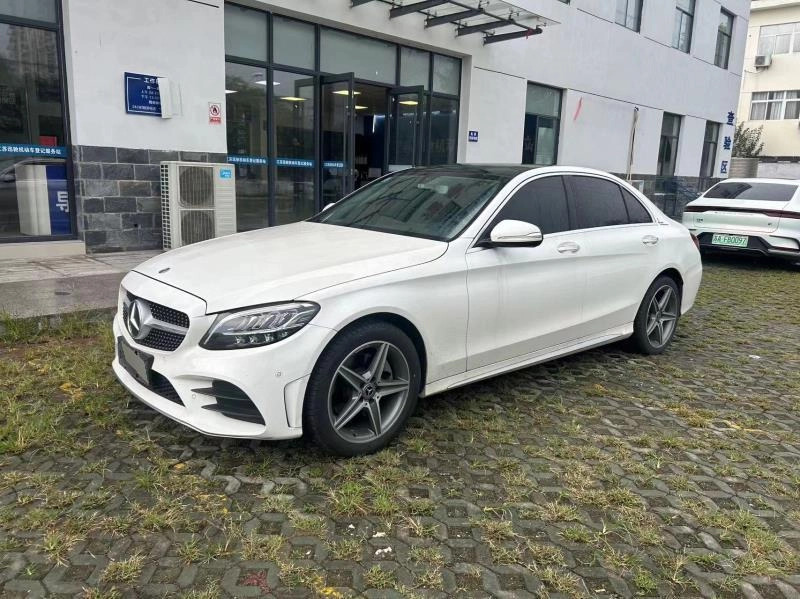 Mercedes-Benz C260L 4MATIC Sport - 2019, Low Mileage, Impeccable Condition - Comprar e Importar ...