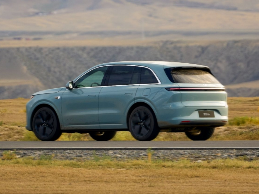 Li Auto L6 Surpasses 300,000 Deliveries | AutoCango News