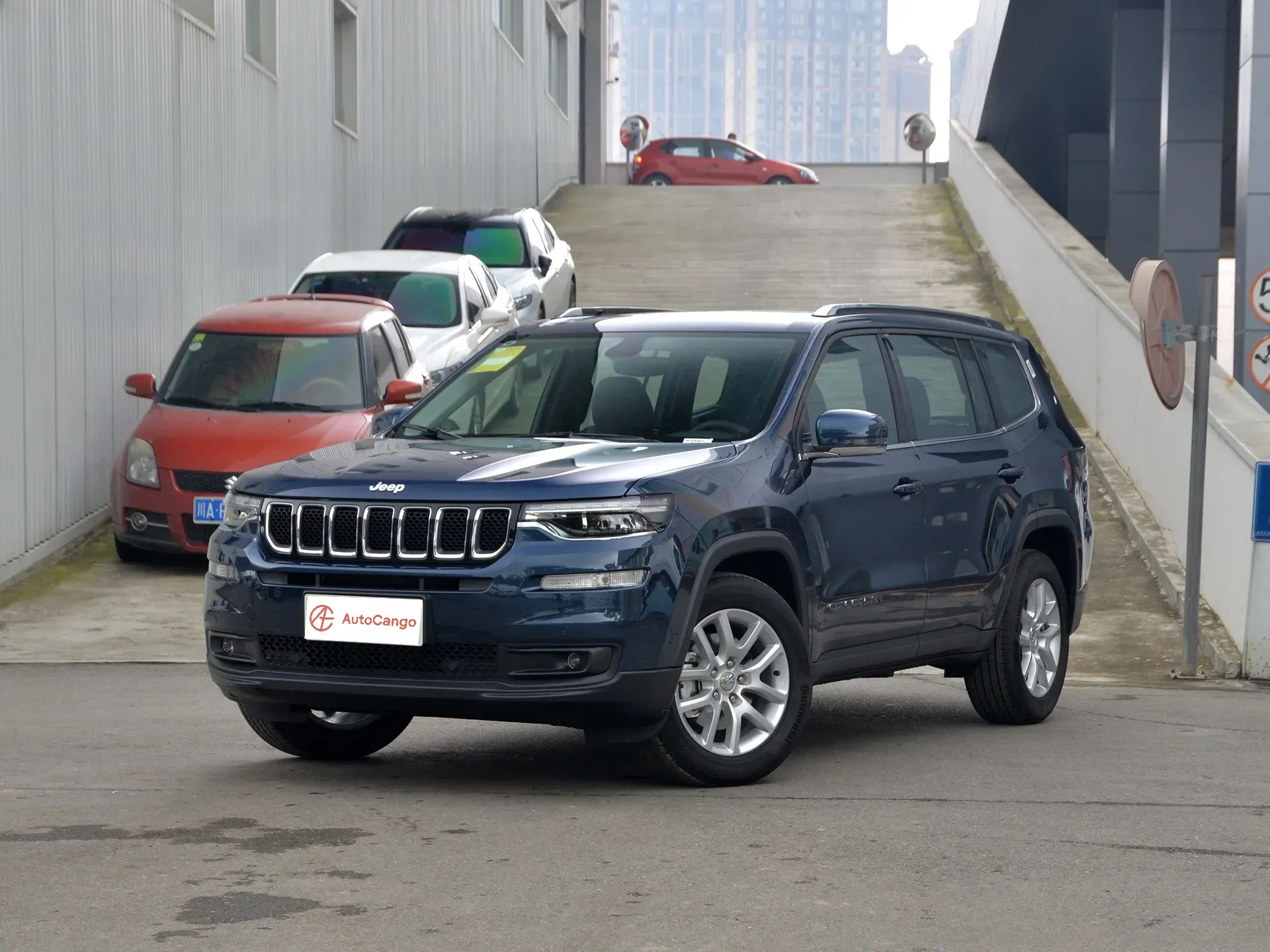 2018 Jeep Commander 2.0T 265HP L4 9AT MSRP 315800 Specs and Details | AutoCango Multilingual Car ...