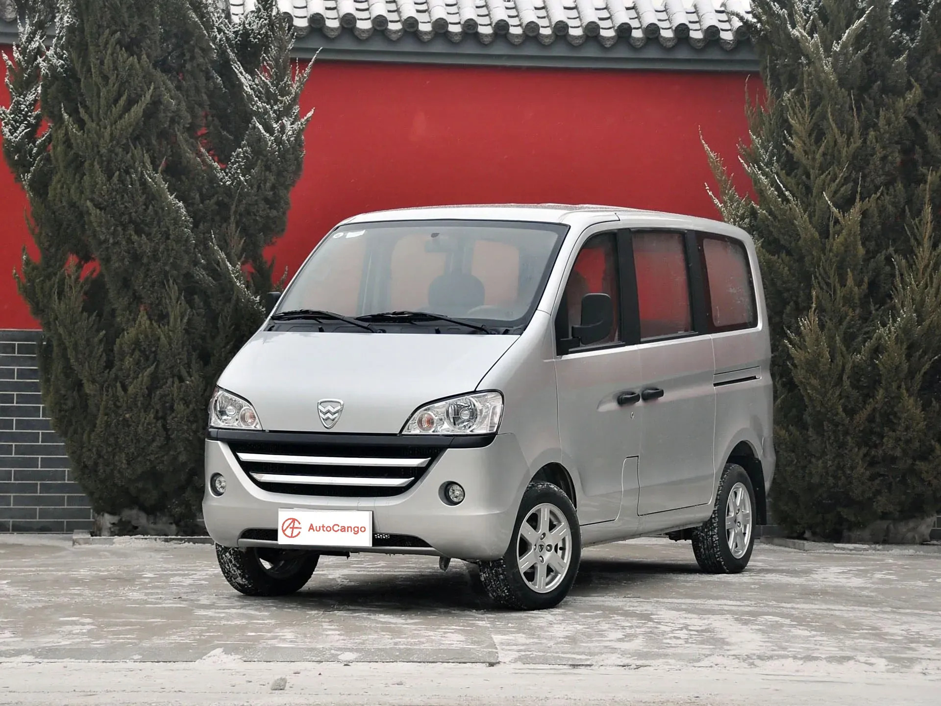 Hafei Motor XiaoBaWang Modelos y Especificaciones en China | Biblioteca ...