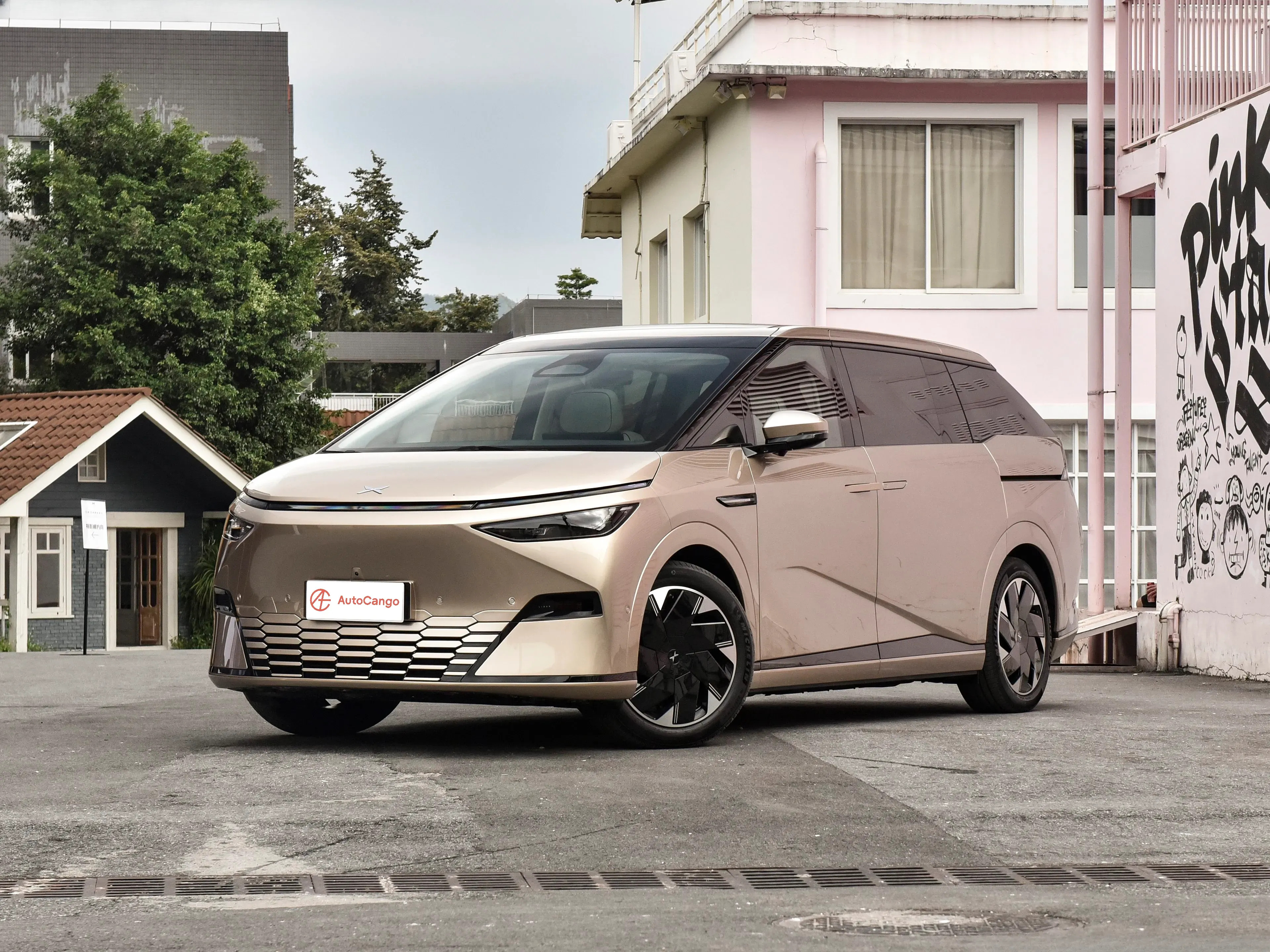 2024 Xpeng X9 BEV 101.5KWH MSRP 379800 Specs and Details | AutoCango ...