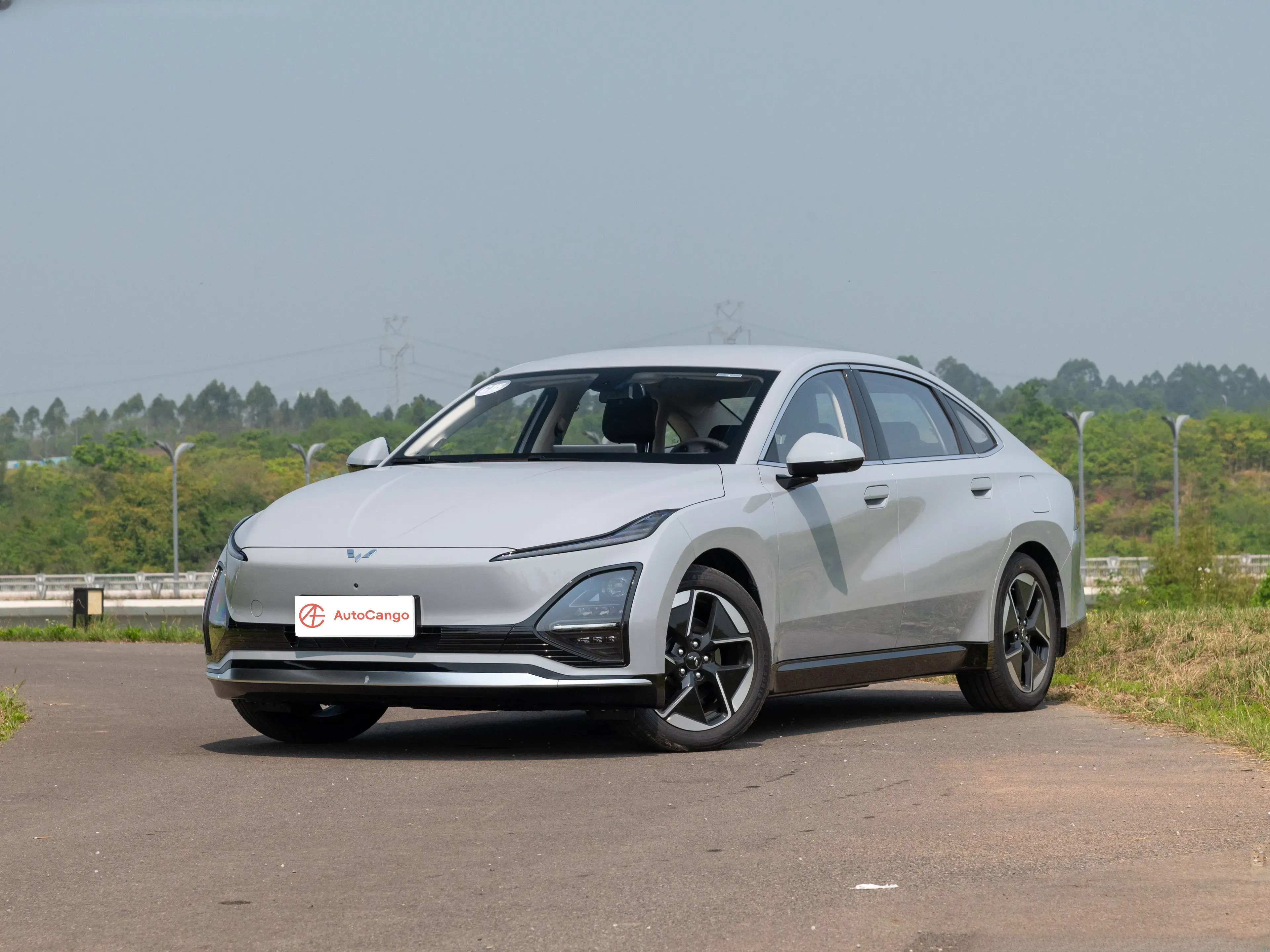 2025 WuLing XingGuang 1.5L 106HP L4 E-CVT PHEV MSRP 79800 Specs and ...