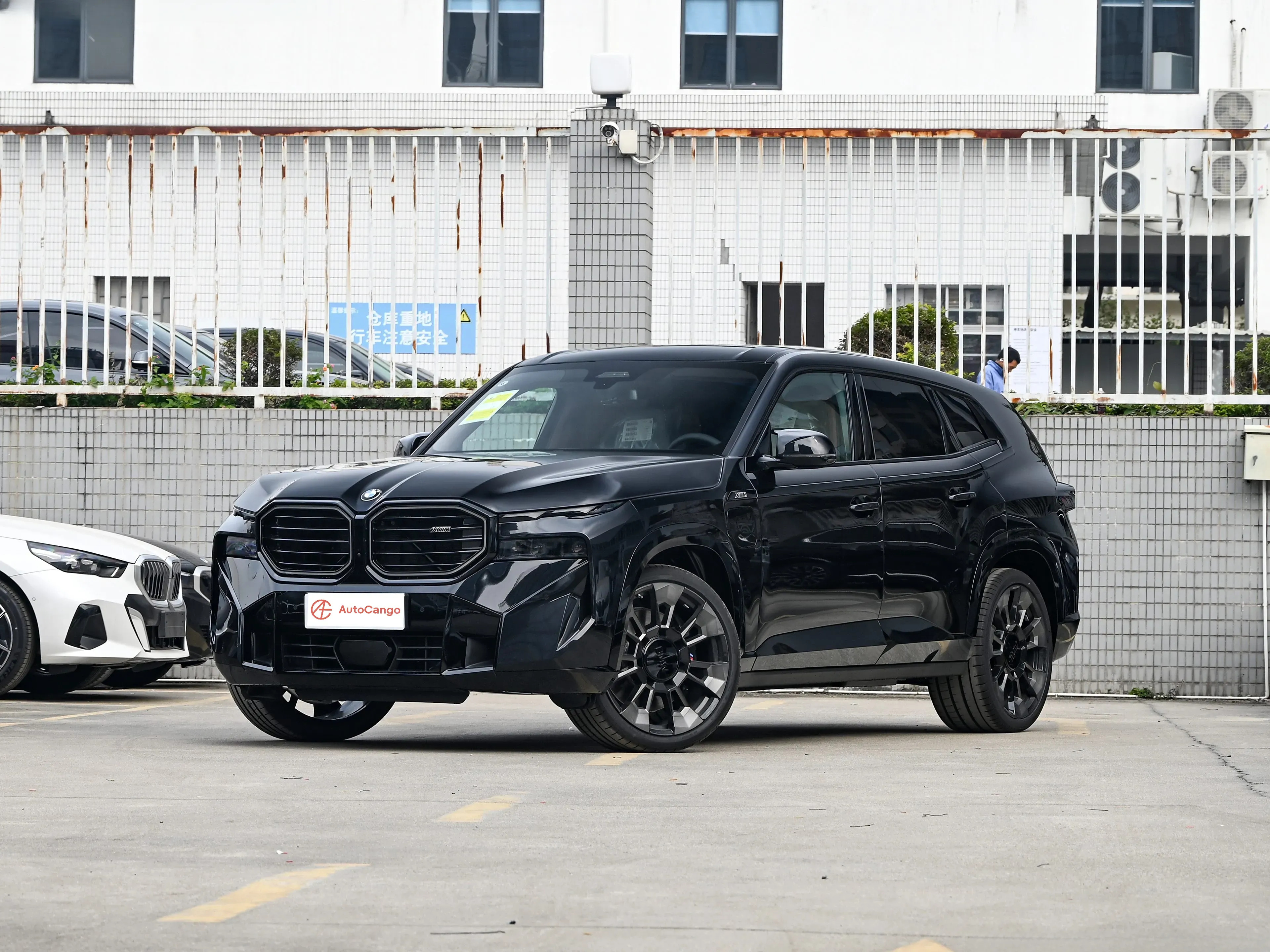 Especificaciones y Detalles de BMW XM 2026 BMW XM 4.4T 585HP V8 8AT PHEV MSRP2450000 ...