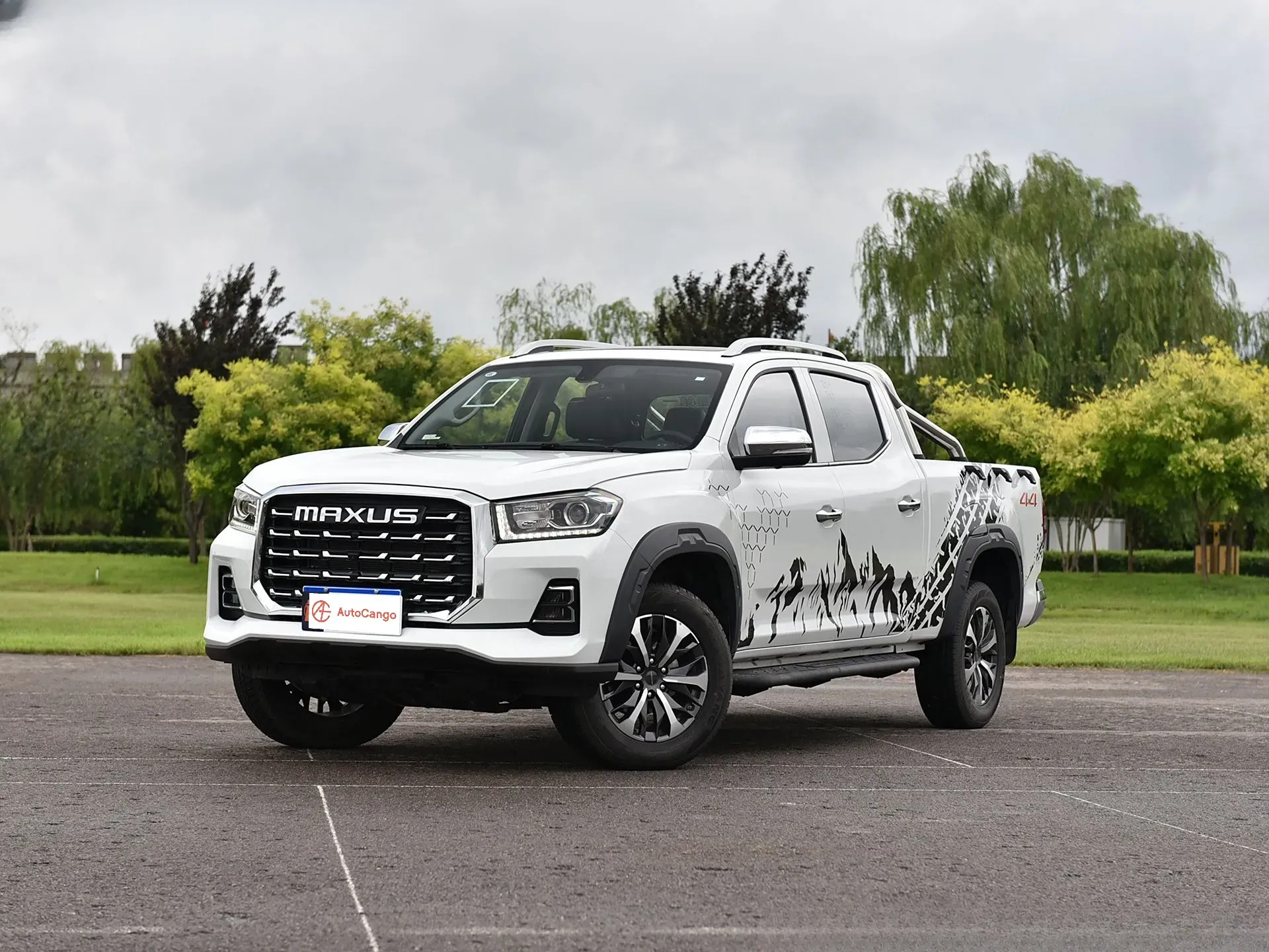 Especificaciones y Detalles de MAXUS T70 2020 MAXUS T70 2.0T 214HP L4 8AT MSRP141800 ...