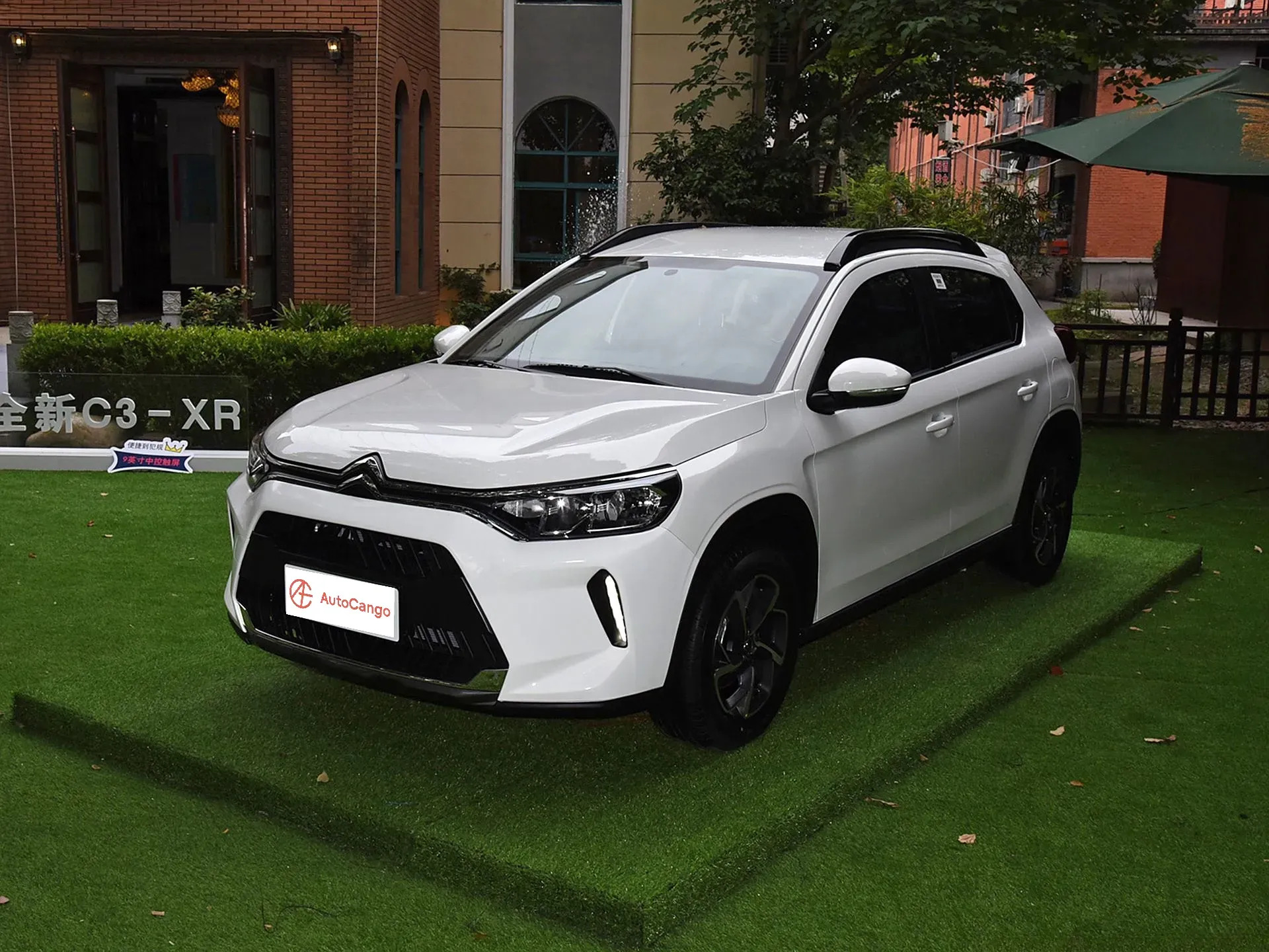 2018 Citroen C3-XR 1.6L 117HP L4 5MT MSRP 108800 Specs and Details | AutoCango Multilingual Car ...