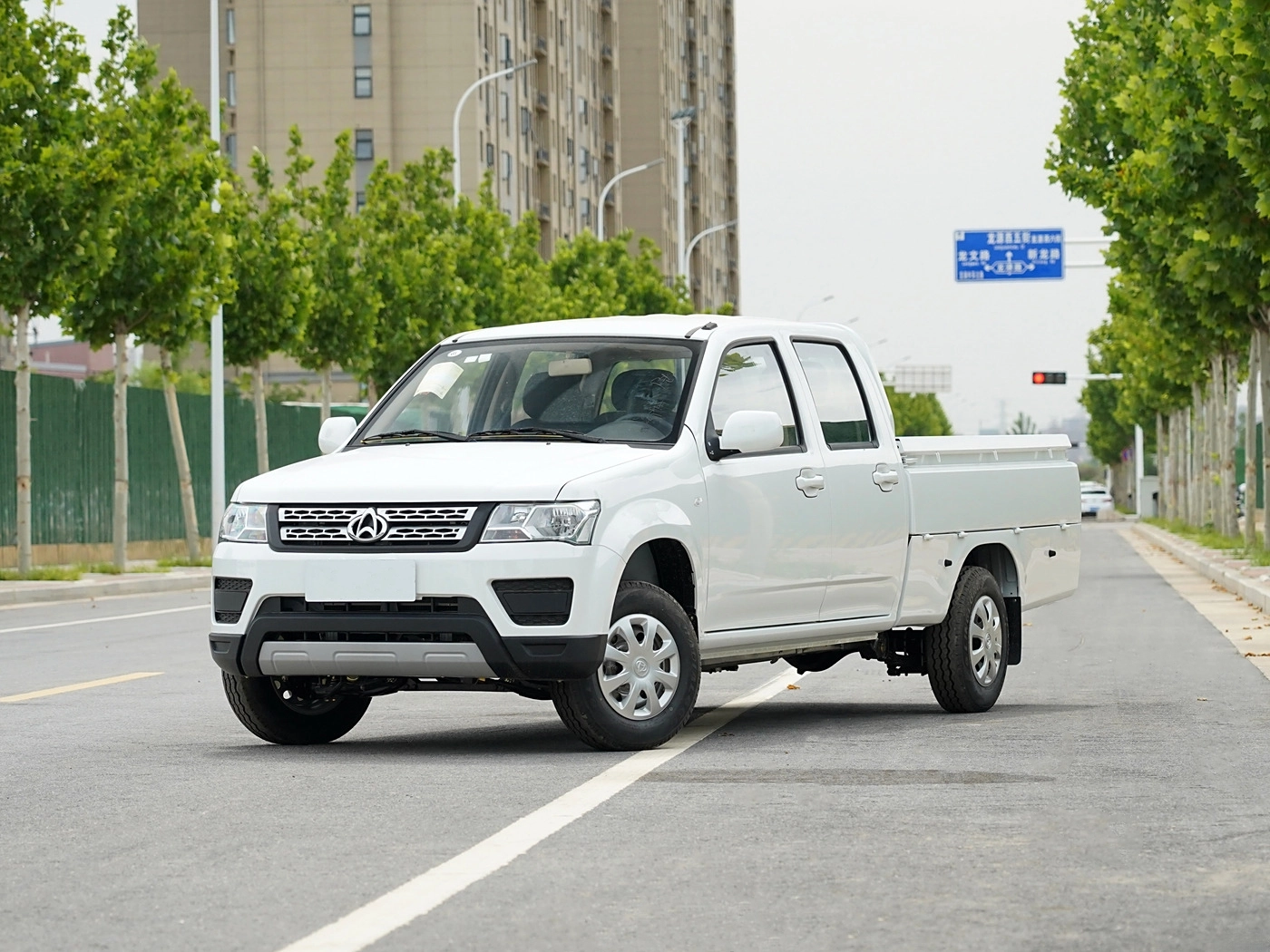 2019 ChangAn Kaicene ShenQi F30 1.5L 116HP L4 5MT MSRP 58800 Specs and ...