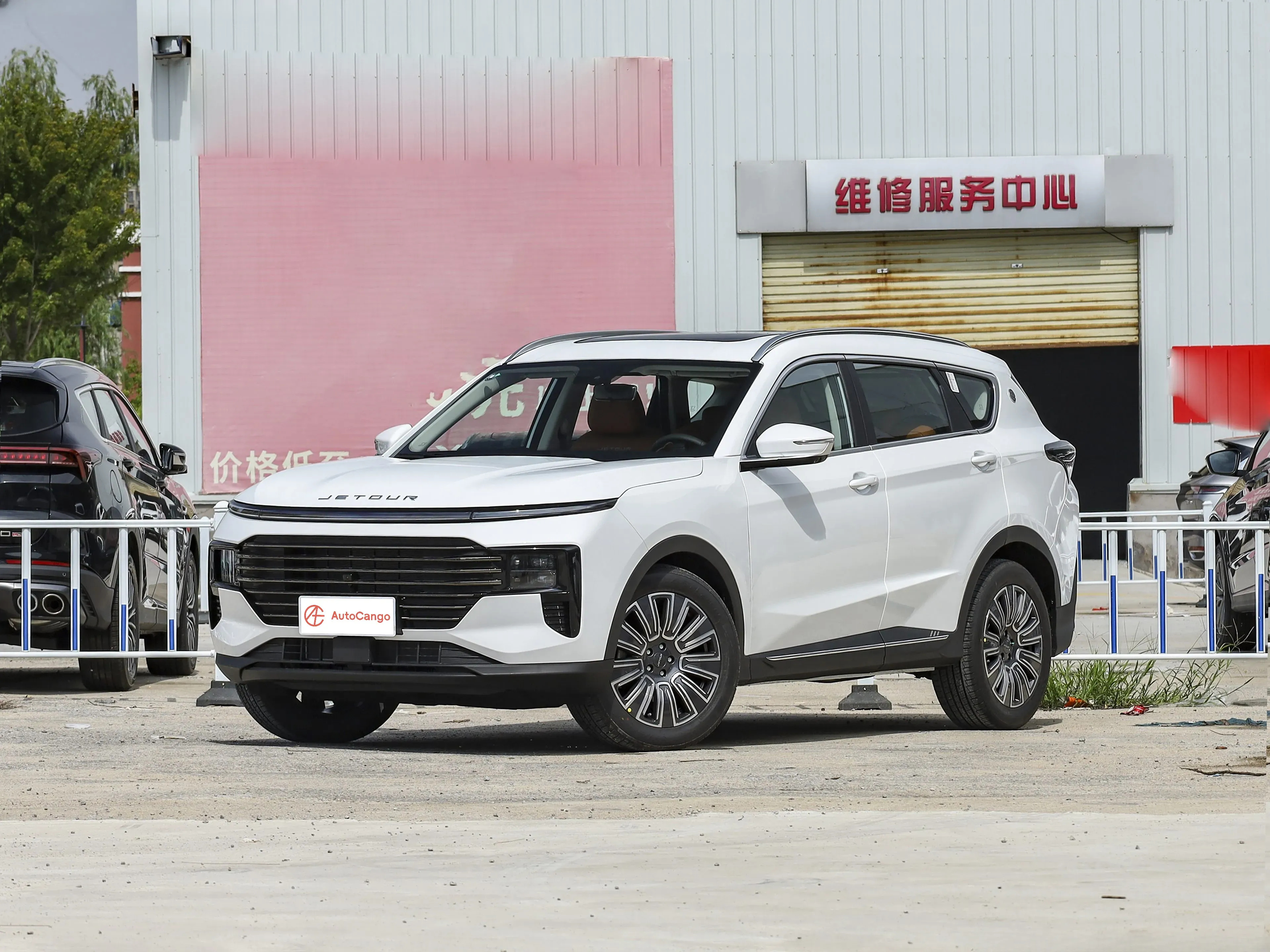 2025 Jetour X70 Plus 1.5T 156HP L4 CVT MSRP 150900 配置详情 | AutoCango 多语言车型库