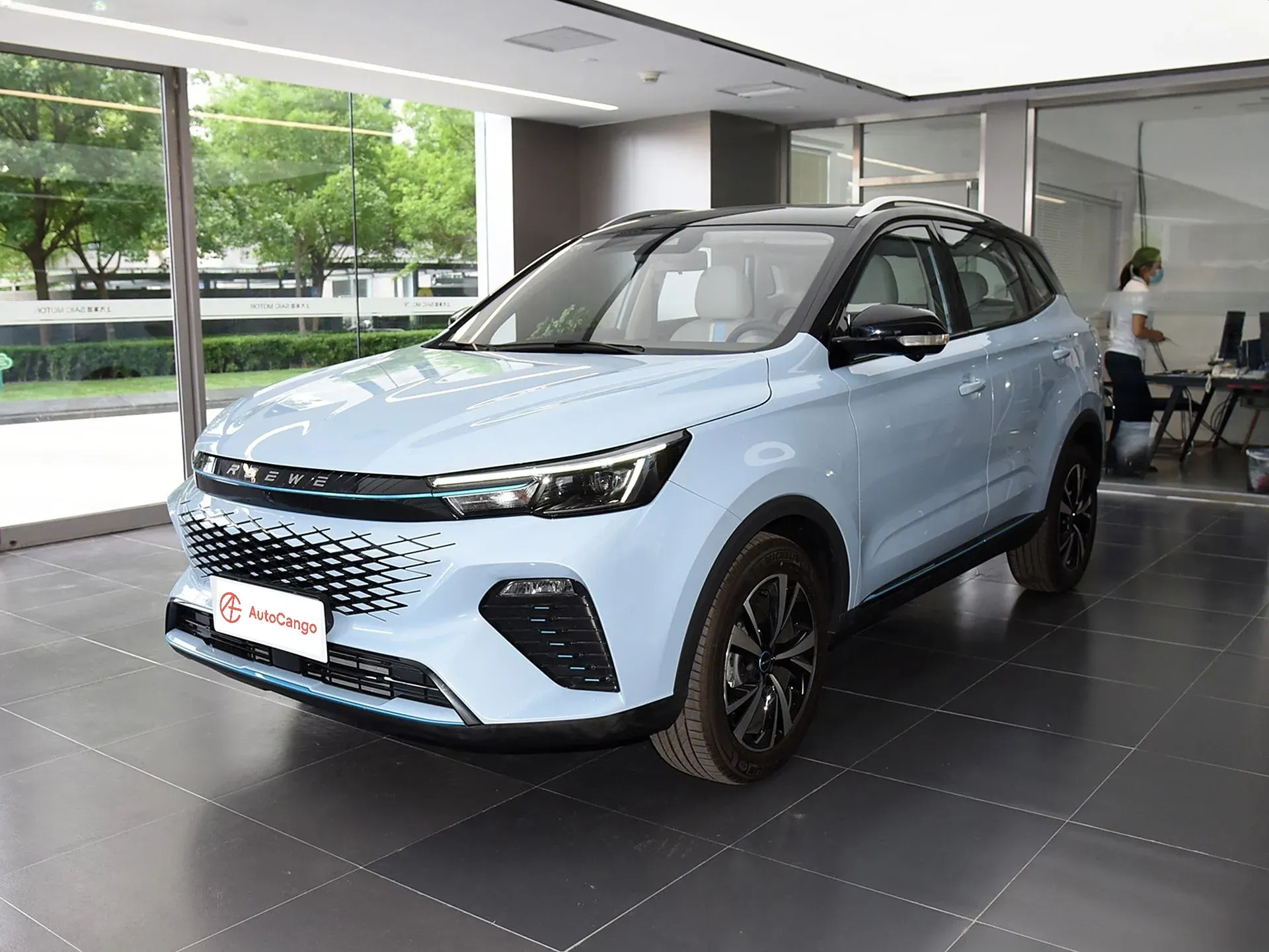 2022 Roewe Lomemo 1.5L 120HP L4 E-CVT Hybrid 2.13KWH MSRP 129800 Specs ...