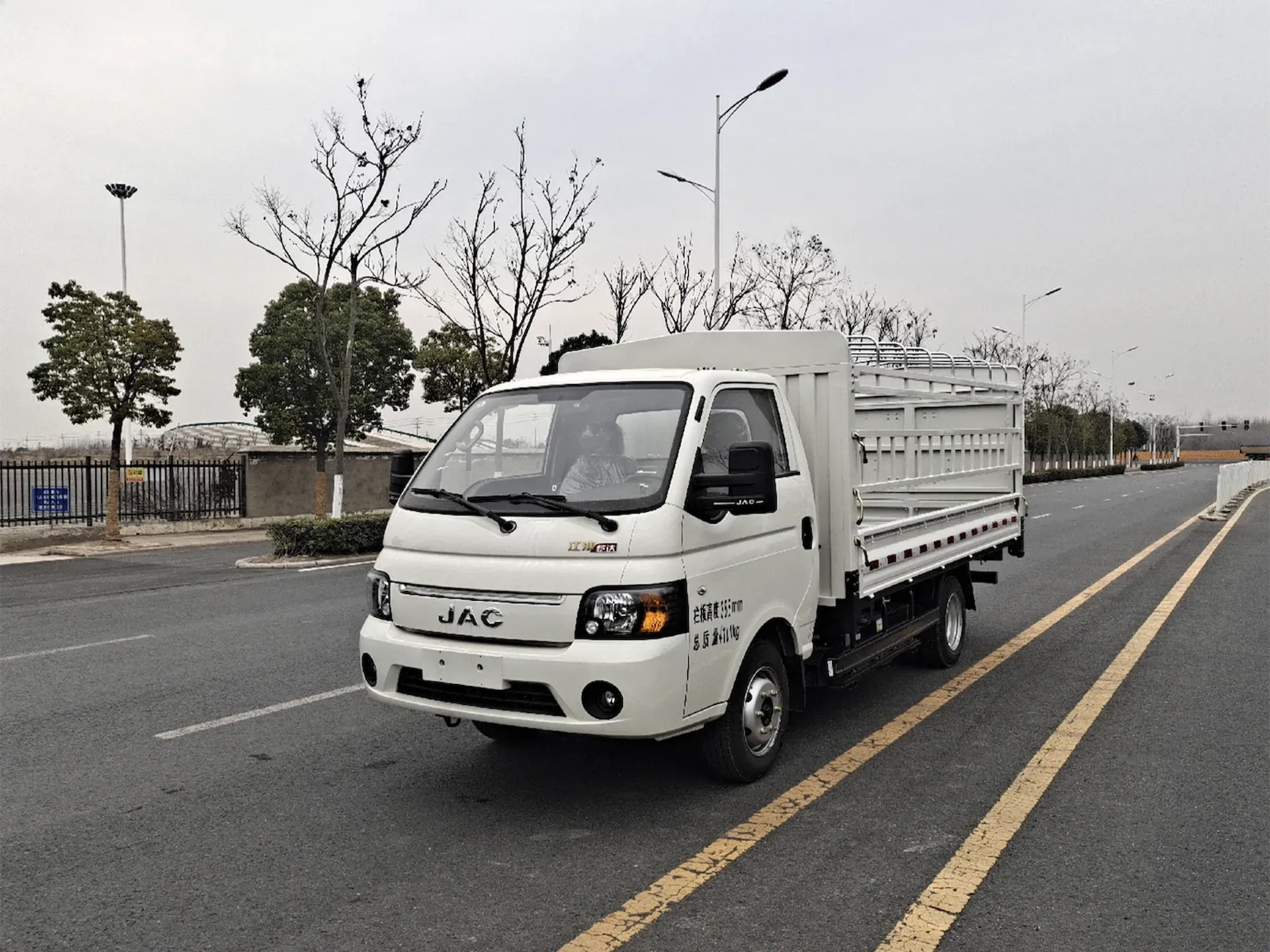 2024 JAC KaiDa EX6 BEV 63.75KWH MSRP 201000 Specs and Details ...