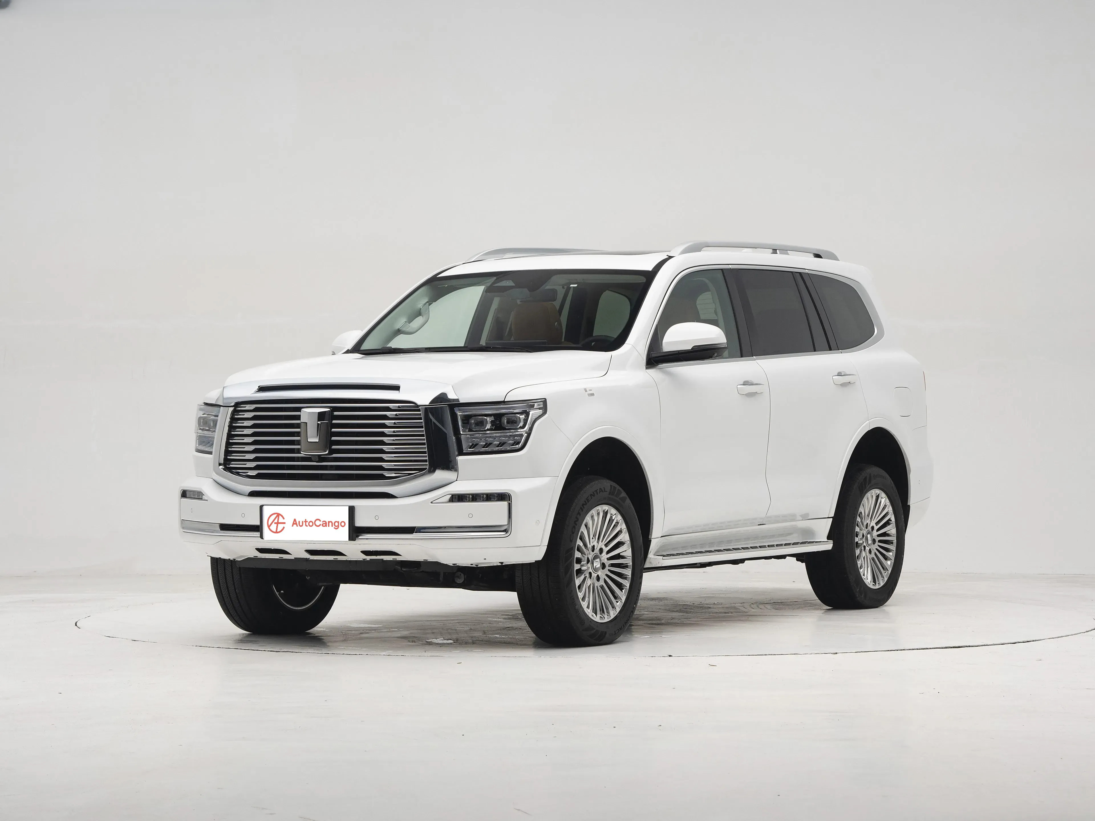 Tank 500 2026 Tank 500 2.0T 252HP L4 9AT PHEV MSRP335000 Spécifications ...