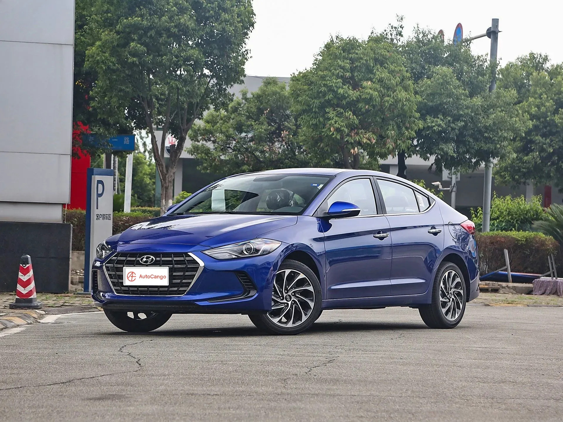 Hyundai Elantra Models and Specs in China | AutoCango Multilingual Car ...