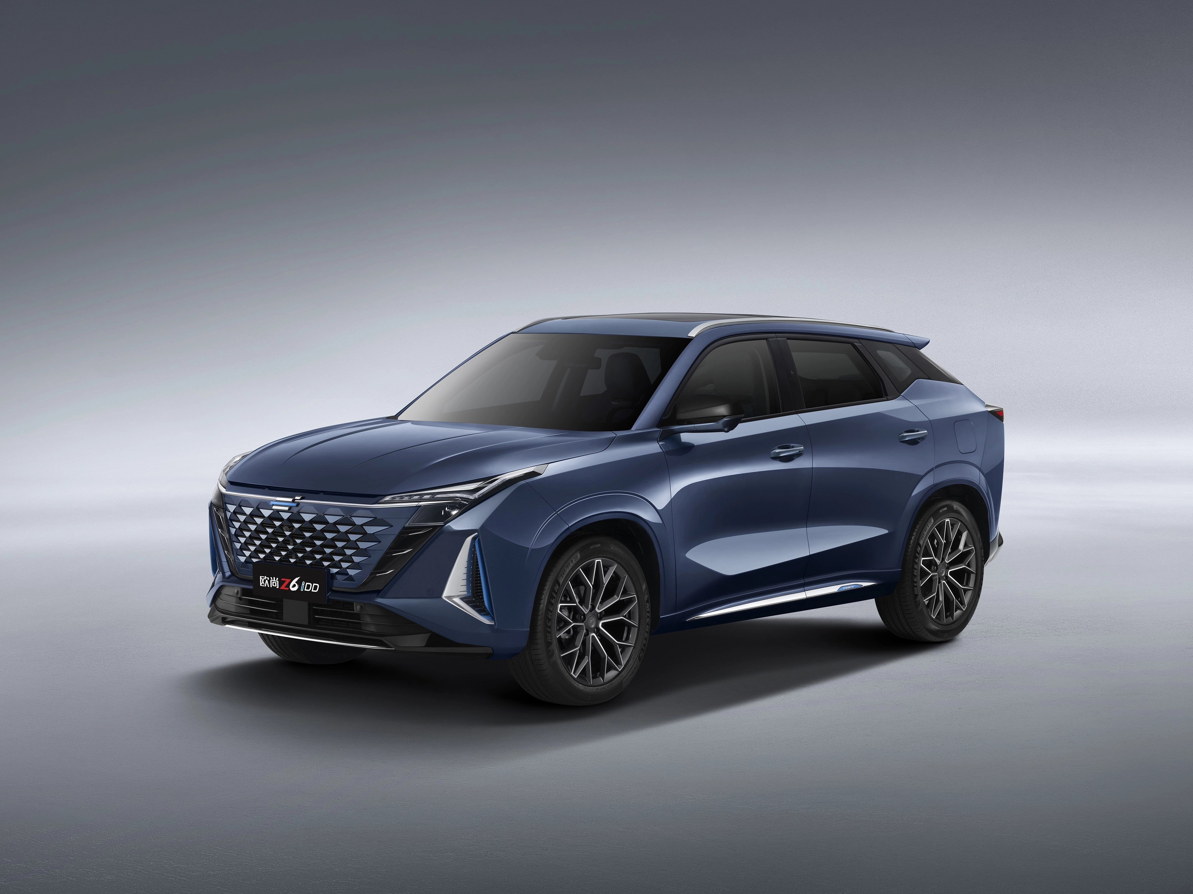 Especificaciones y Detalles de ChangAn Oshan Z6 2023 ChangAn Oshan Z6 1.5T 170HP L4 6TCT PHEV 28 ...