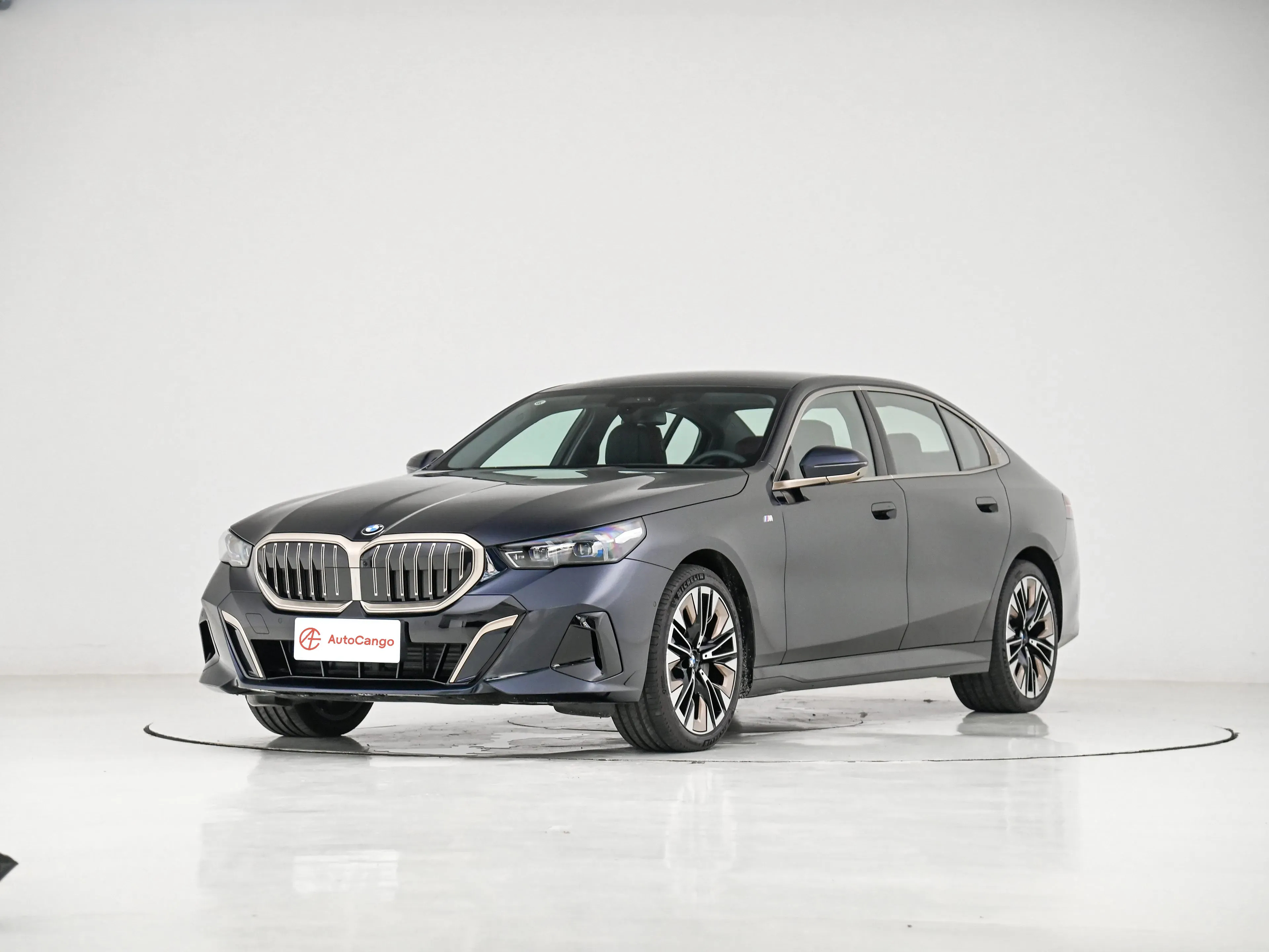 2026 BMW 5 Series 2.0T 258HP L4 8AT MSRP 505900 Specs and Details | AutoCango Multilingual Car ...