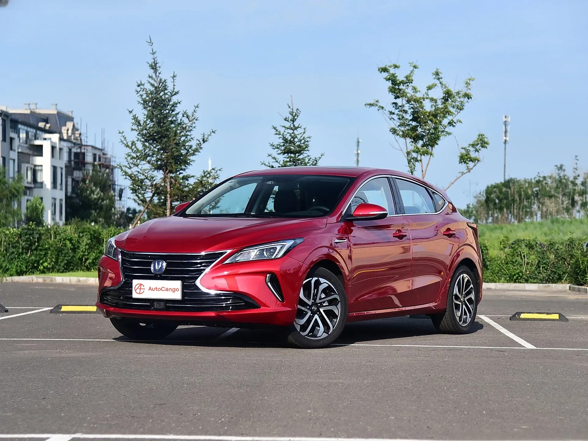 2013 ChangAn Eado XT 1.6L 125HP L4 5MT MSRP 78900 Specs and Details ...