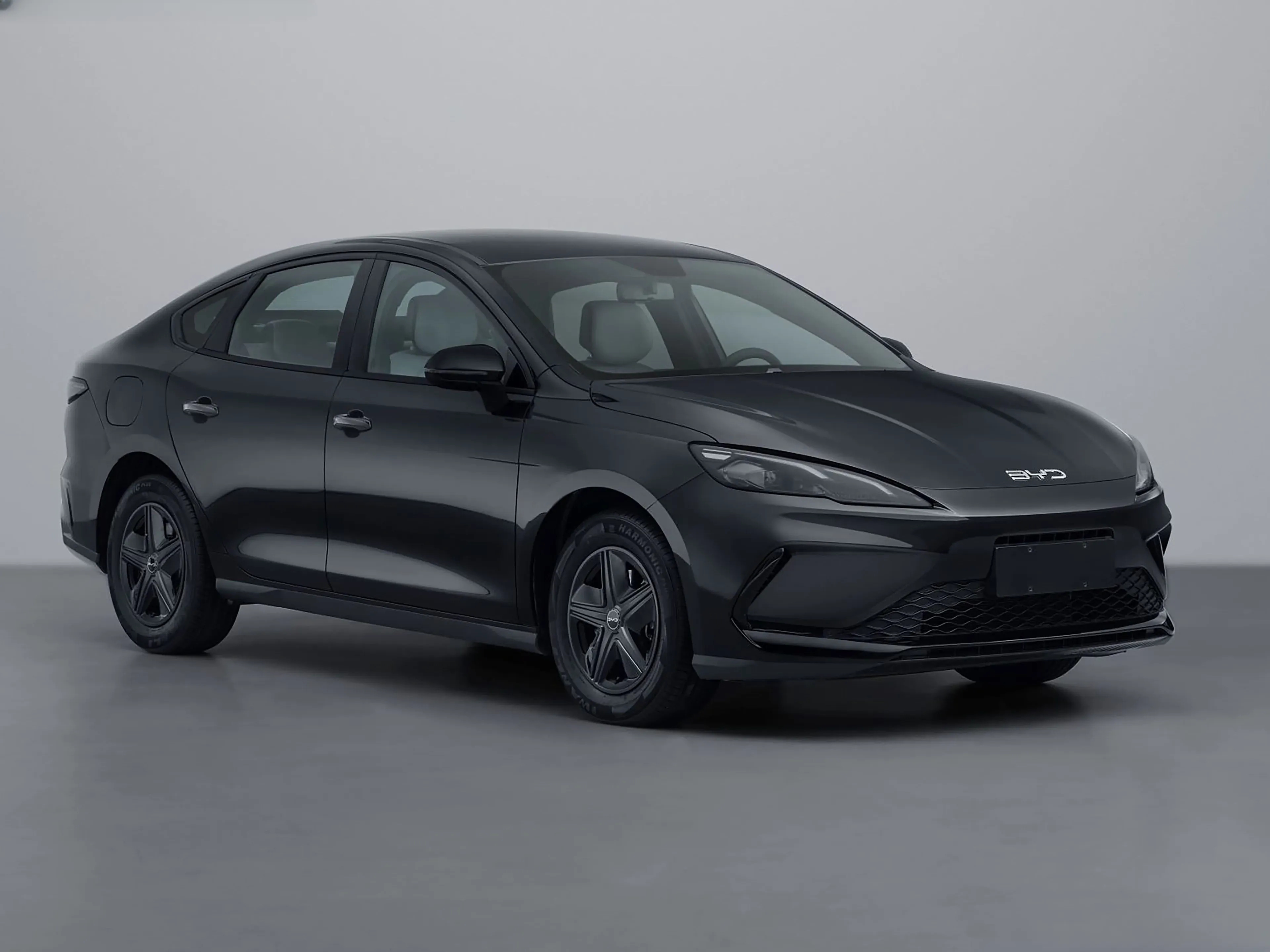 2025 BYD Seal05 DM-i 1.5L 101HP L4 E-CVT PHEV 7.68KWH MSRP 93800 Specs ...