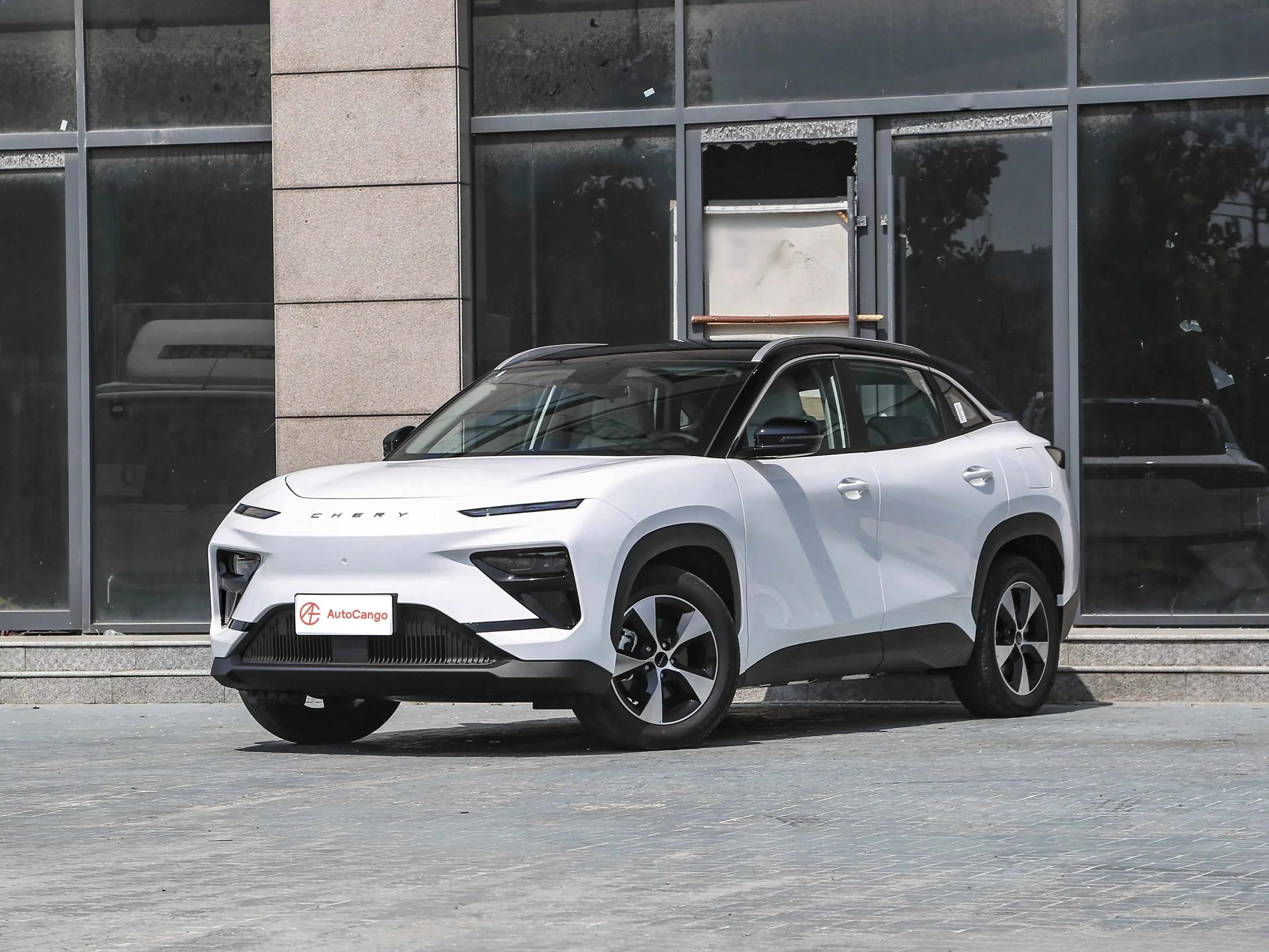 2025 Chery EV eQ7 BEV 67.12KWH MSRP 159900 Specs and Details ...