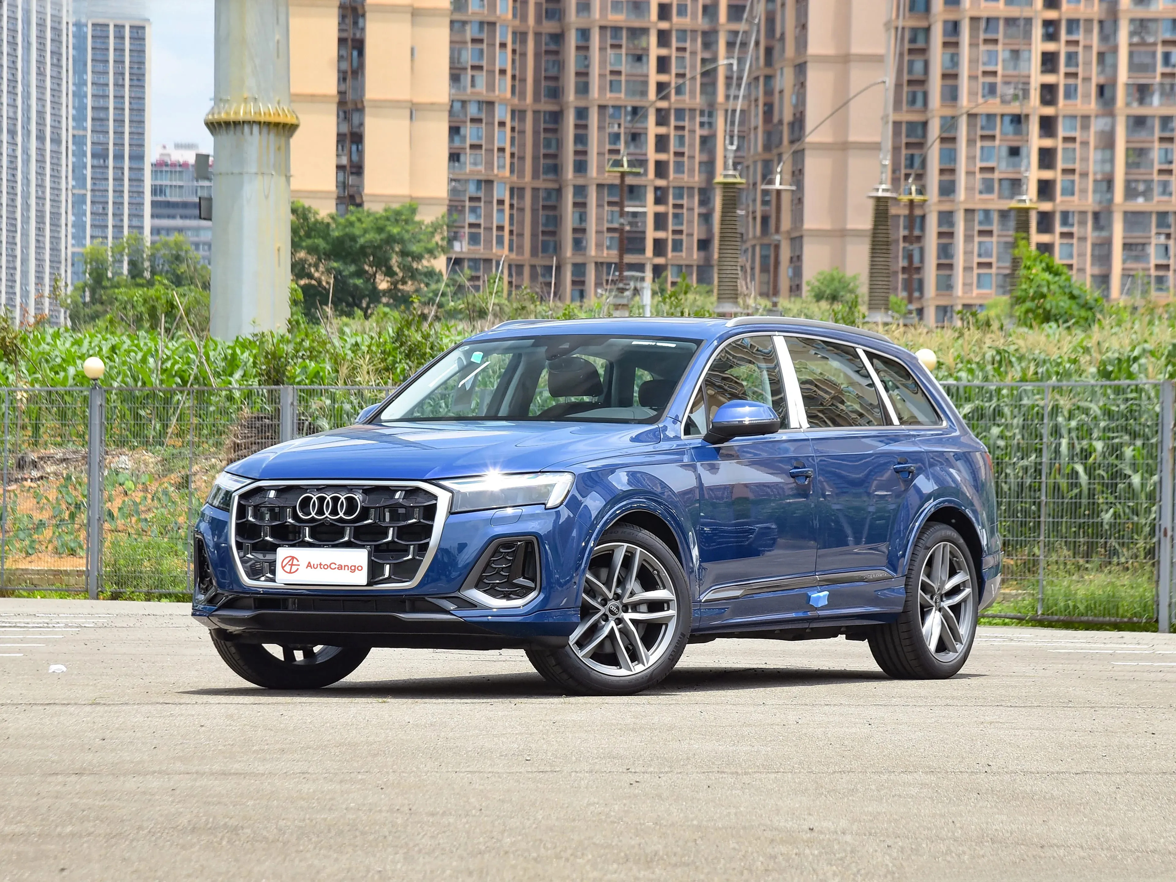 2013 Audi Q7 3.0T 245HP V6 8AT MSRP 886000 Specs and Details ...