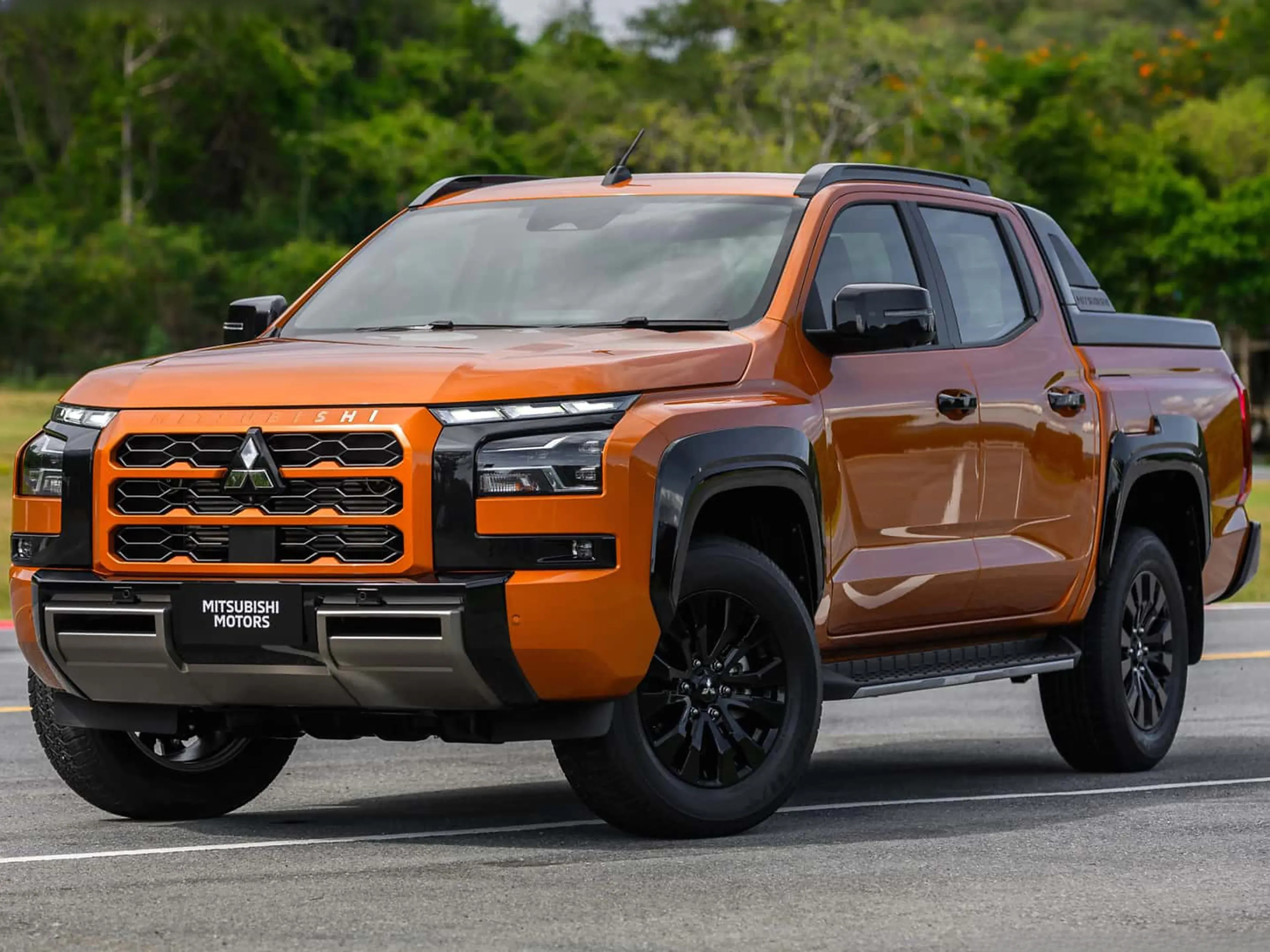 2023 Mitsubishi L200 2.3T 150HP L4 6AT MSRP 270000 Specs and Details | AutoCango Multilingual ...