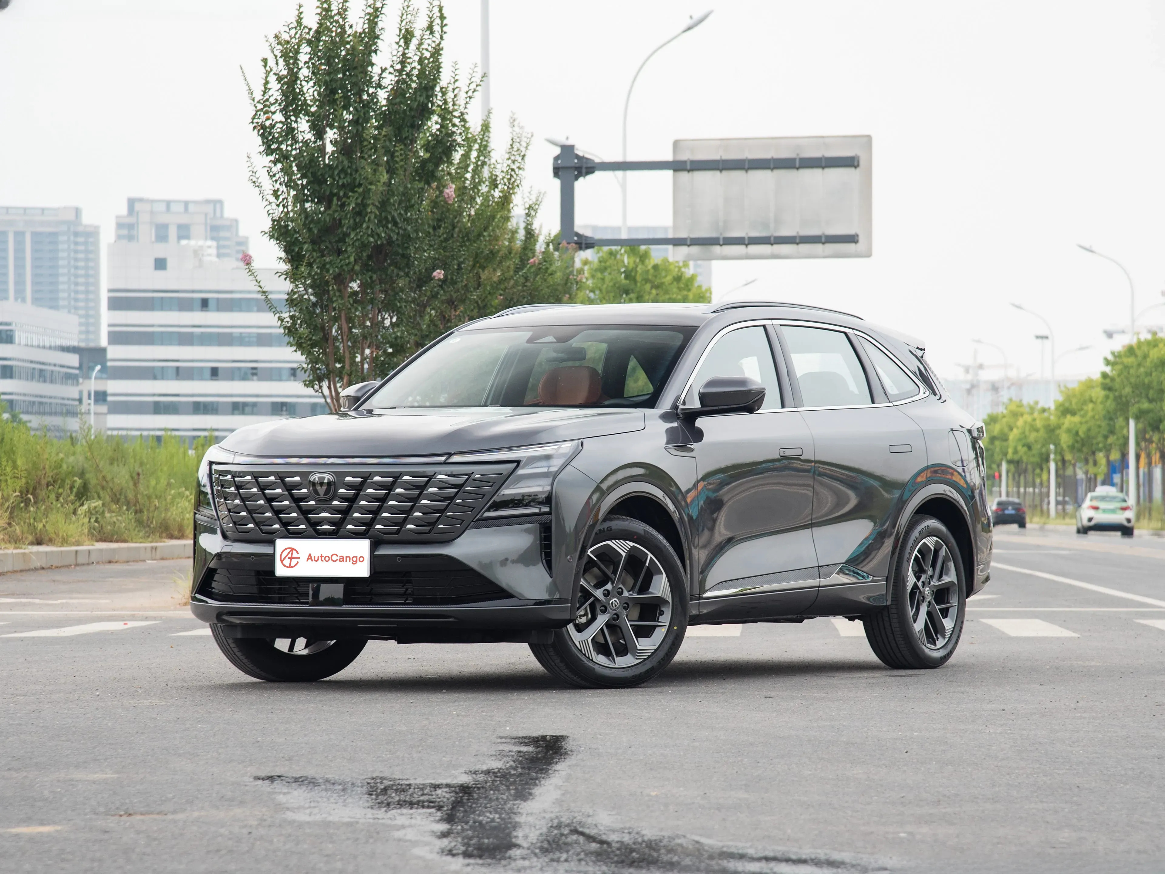 Especificaciones y Detalles de ChangAn CS75 Plus 2025 ChangAn CS75 Plus 1.5T 192HP L4 8AT ...