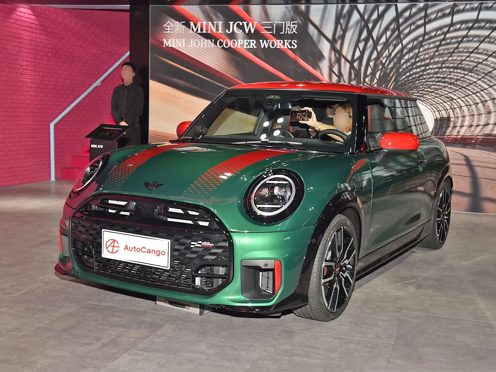2025 MINI JCW 2.0T 231HP L4 7DCT MSRP 349800 Specs and Details ...