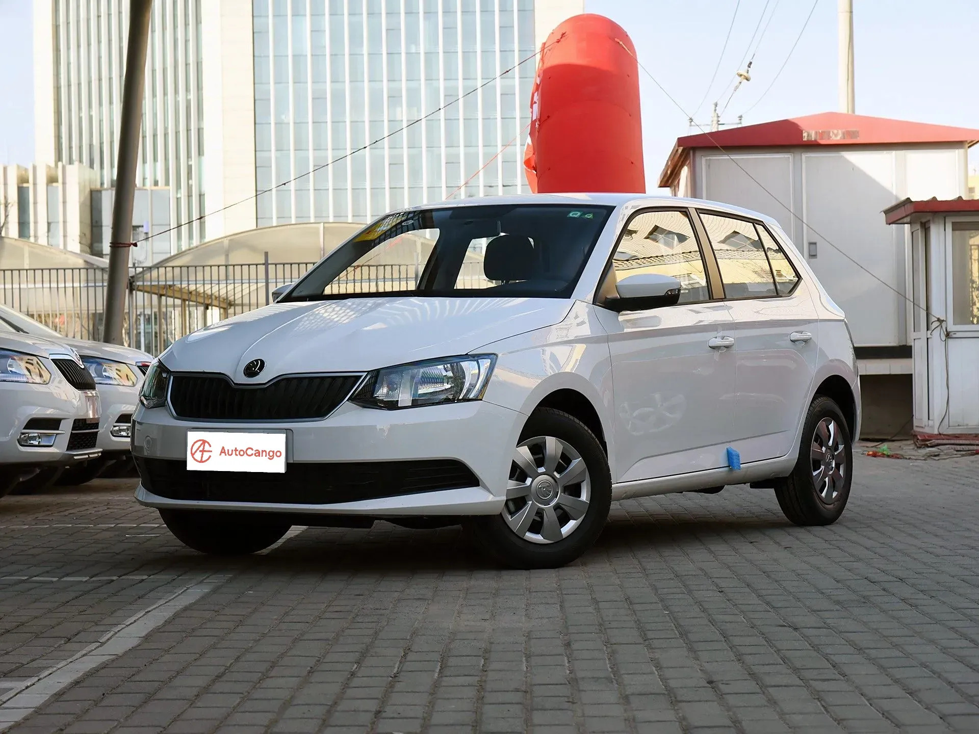 2016 Skoda Fabia 1.4L 90HP L4 6AT MSRP 84900 Specs and Details ...