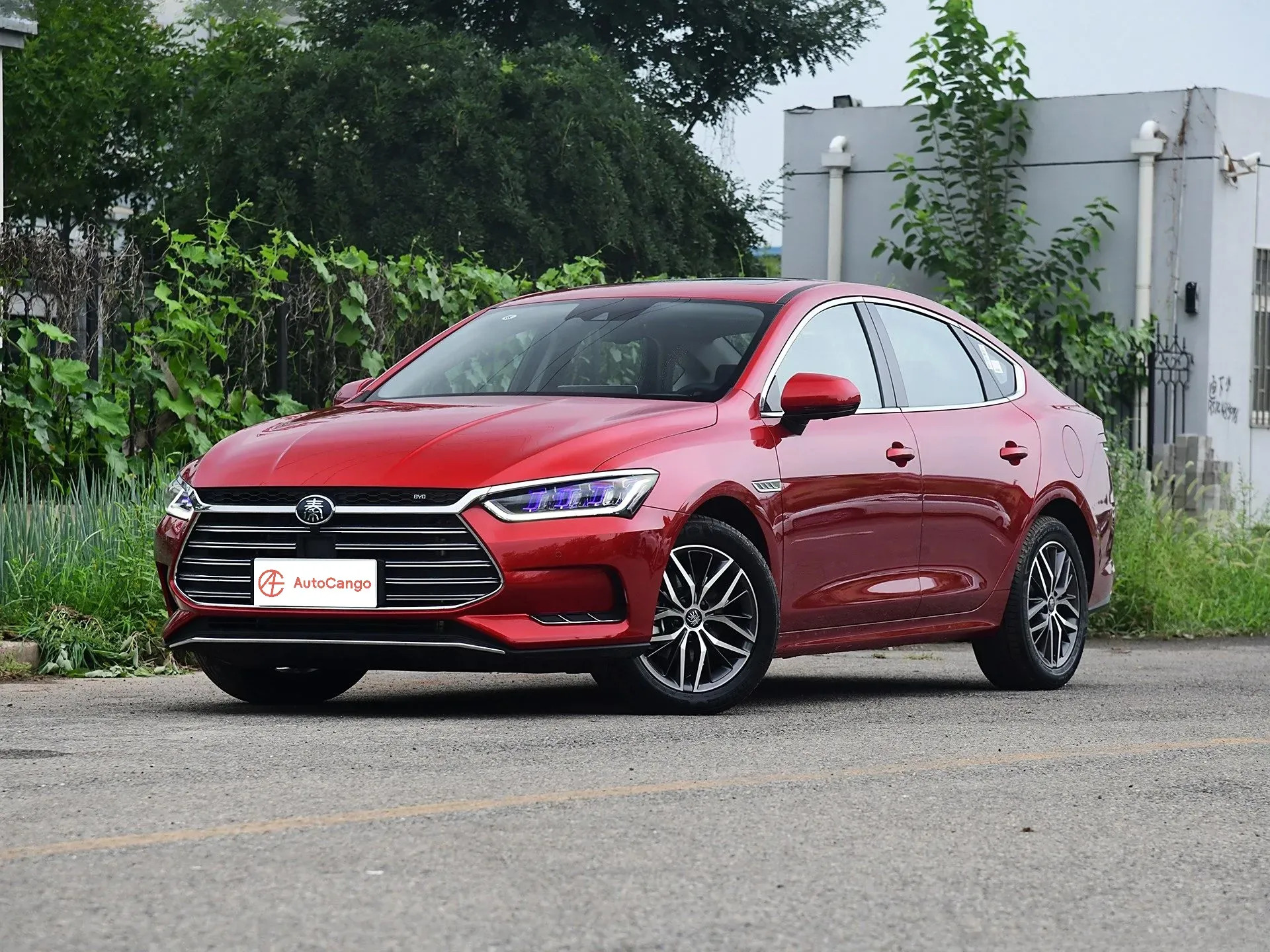 2019 BYD Qin Pro 1.5T 154HP L4 6DCT PHEV MSRP 146900 Specs and Details ...