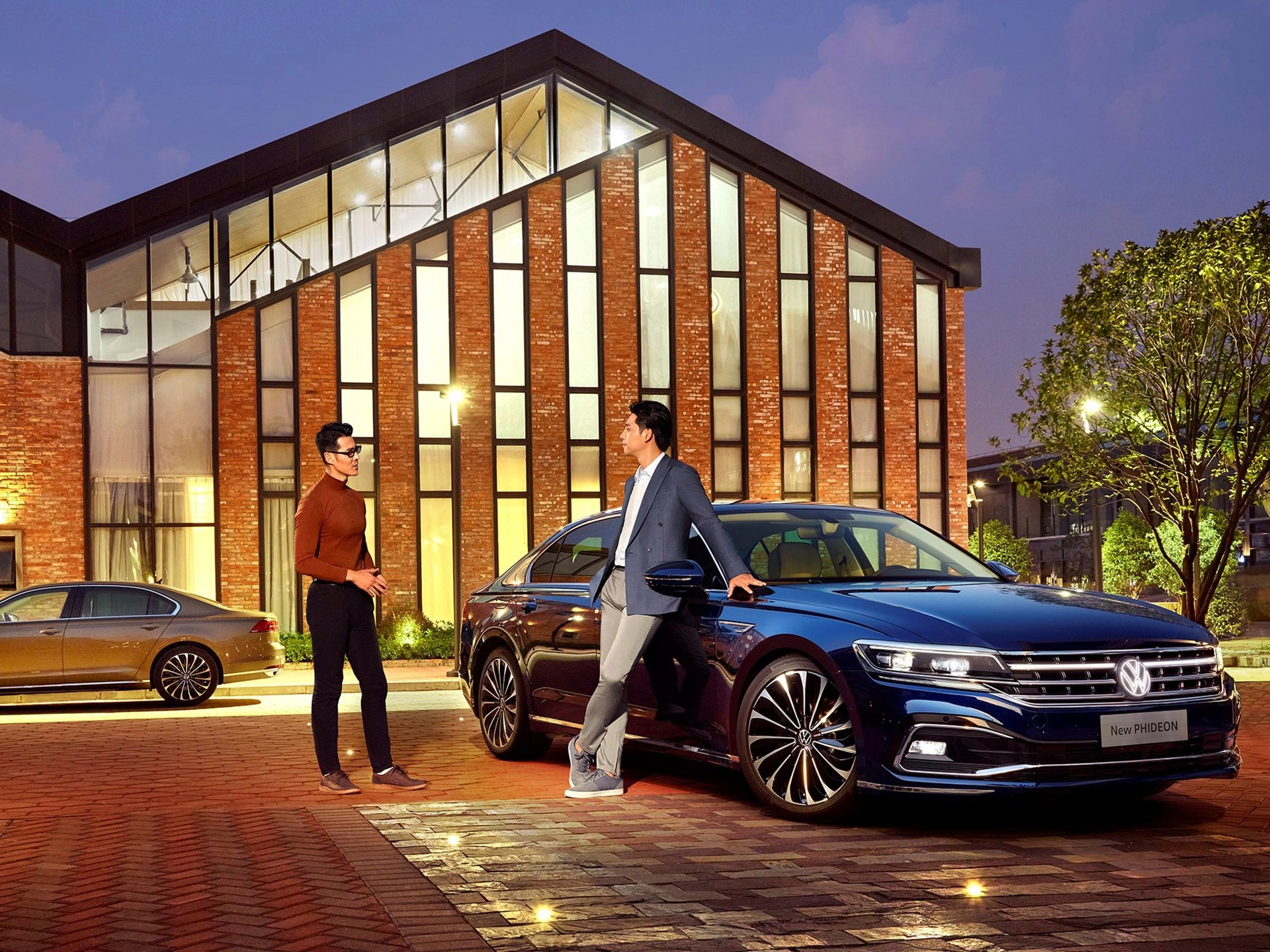 2018 Volkswagen Phideon 2.0T 224HP L4 7DCT MSRP 409000 Specs and ...