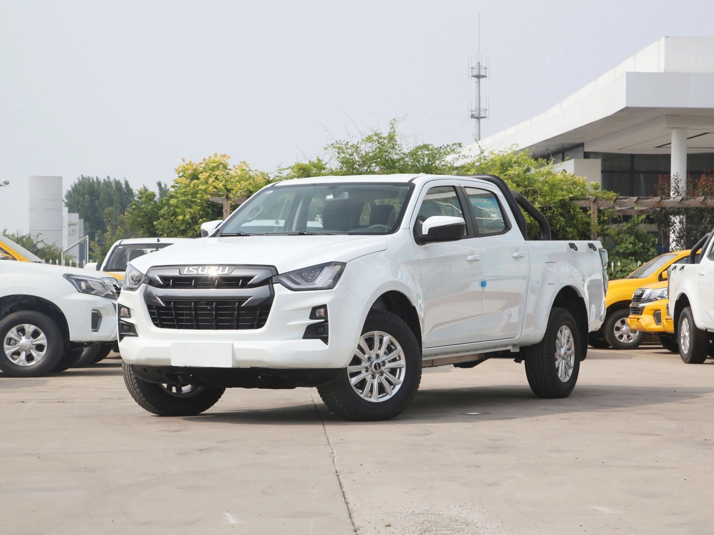 2023 Isuzu LingTuo 2.5T 150HP L4 8AT MSRP 144300 Specs and Details | AutoCango Multilingual Car ...