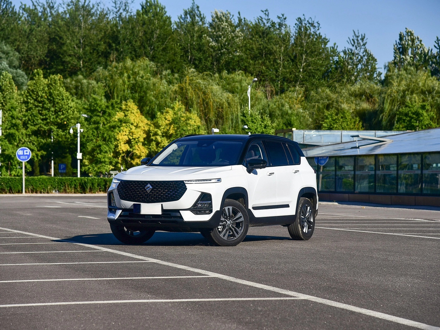 2020 BaoJun RS-5 1.5T 147HP L4 CVT MSRP 107800 Specs and Details ...