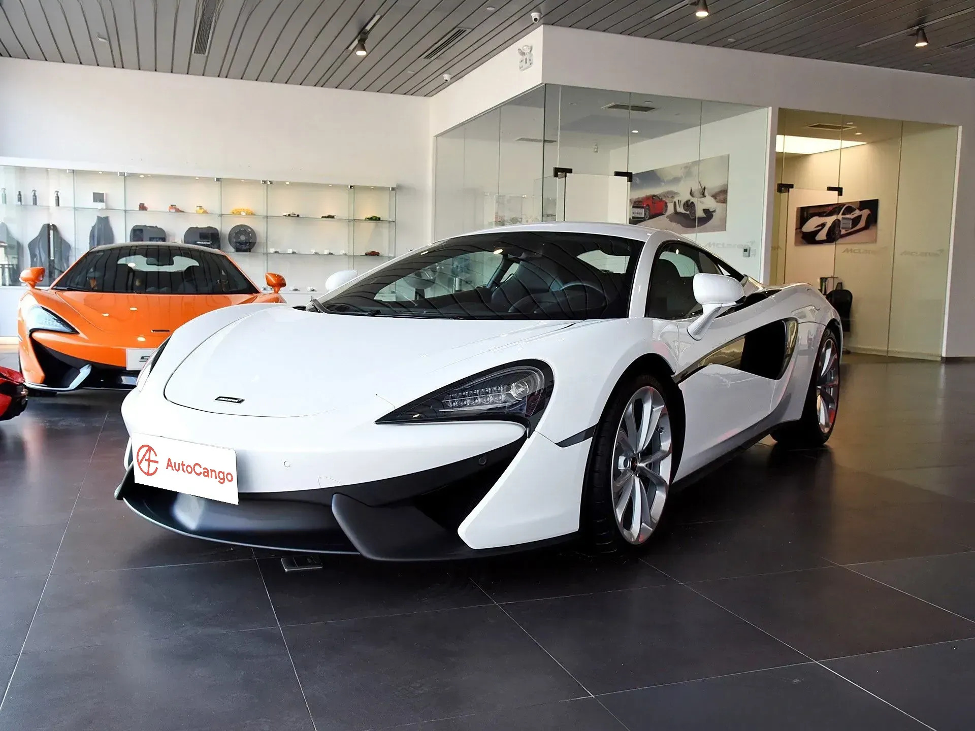 2019 McLaren 540C 3.8T 540HP V8 7DCT MSRP 2200000 Specs and Details ...