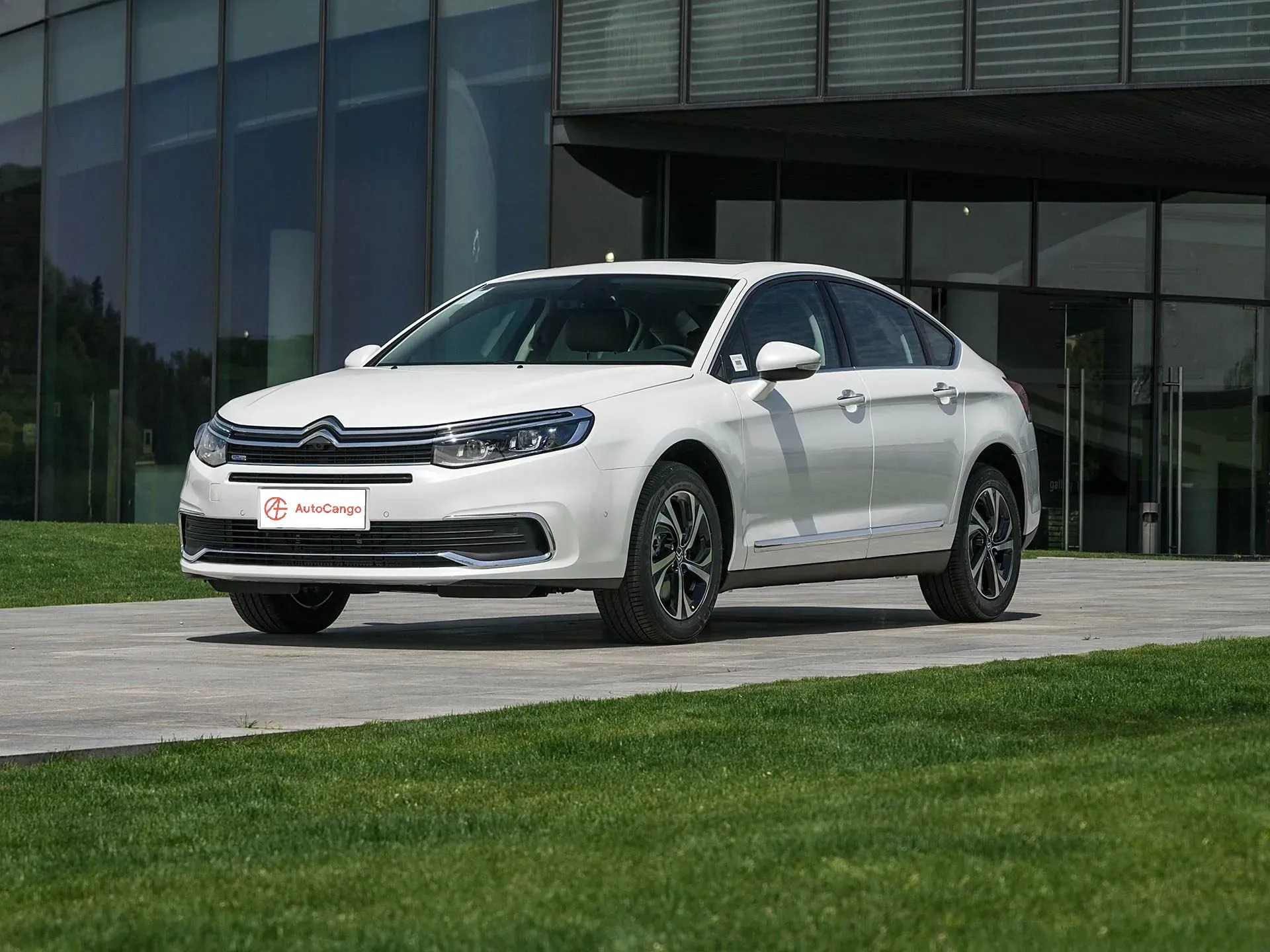 2014 Citroen C5 2.0L 147HP L4 6AT MSRP 191900 Specs and Details ...