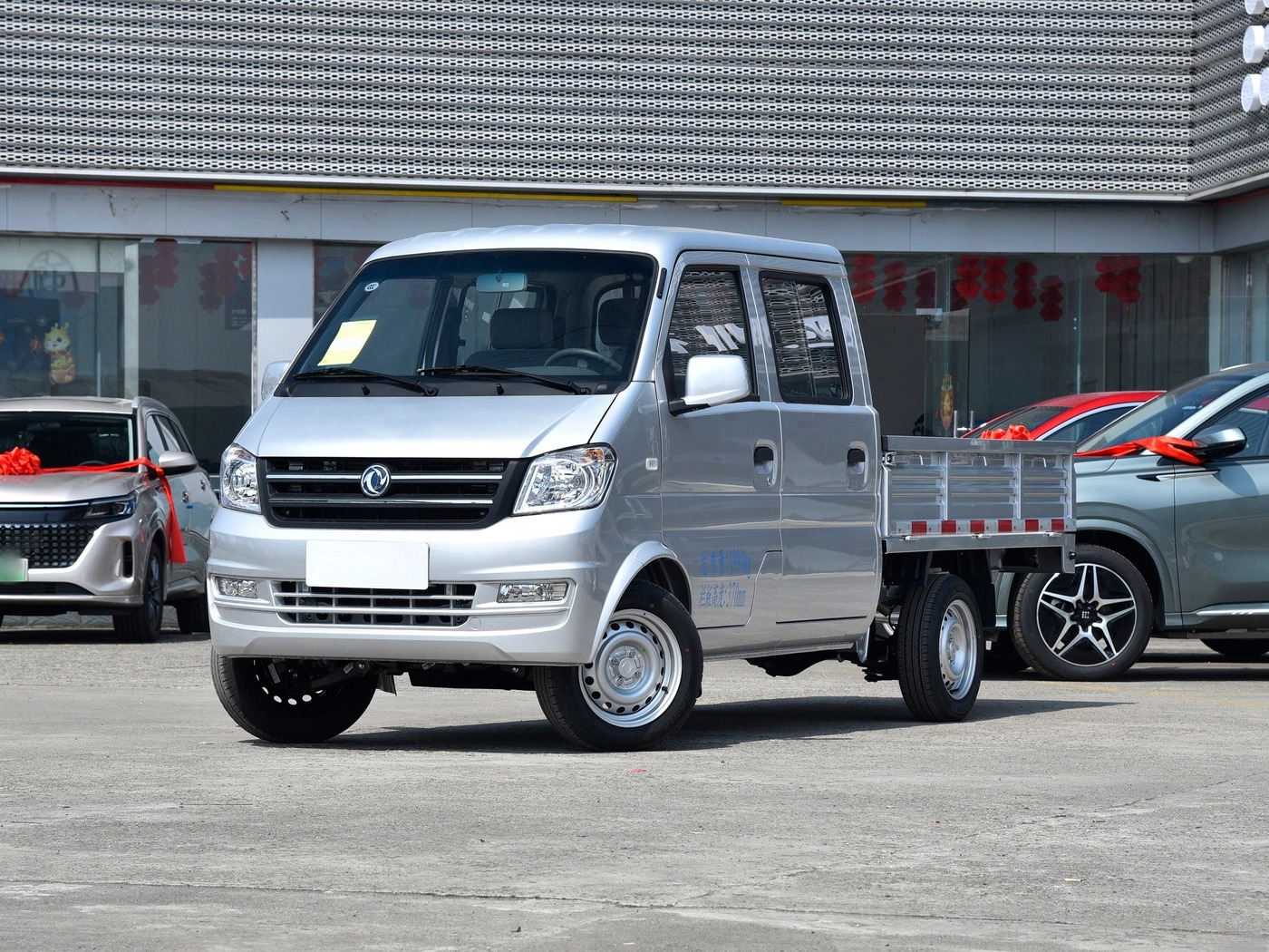 2008 DongFeng DFSK K02 1.3L 82HP L4 5MT MSRP 36800 Specs and Details ...