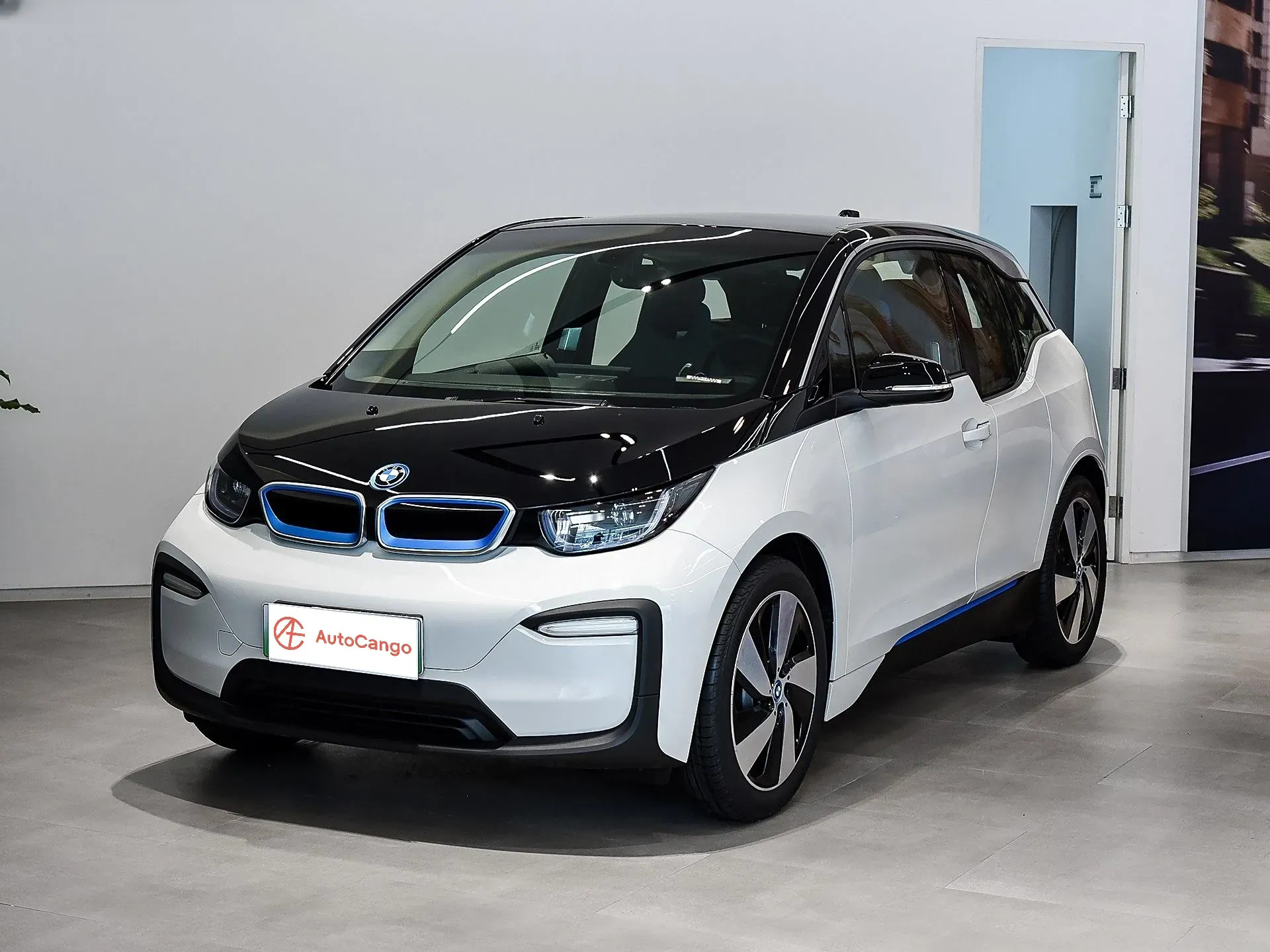 2014 BMW i3 Range Extended 38HP REEV 22KWH MSRP 516800 Specs and ...