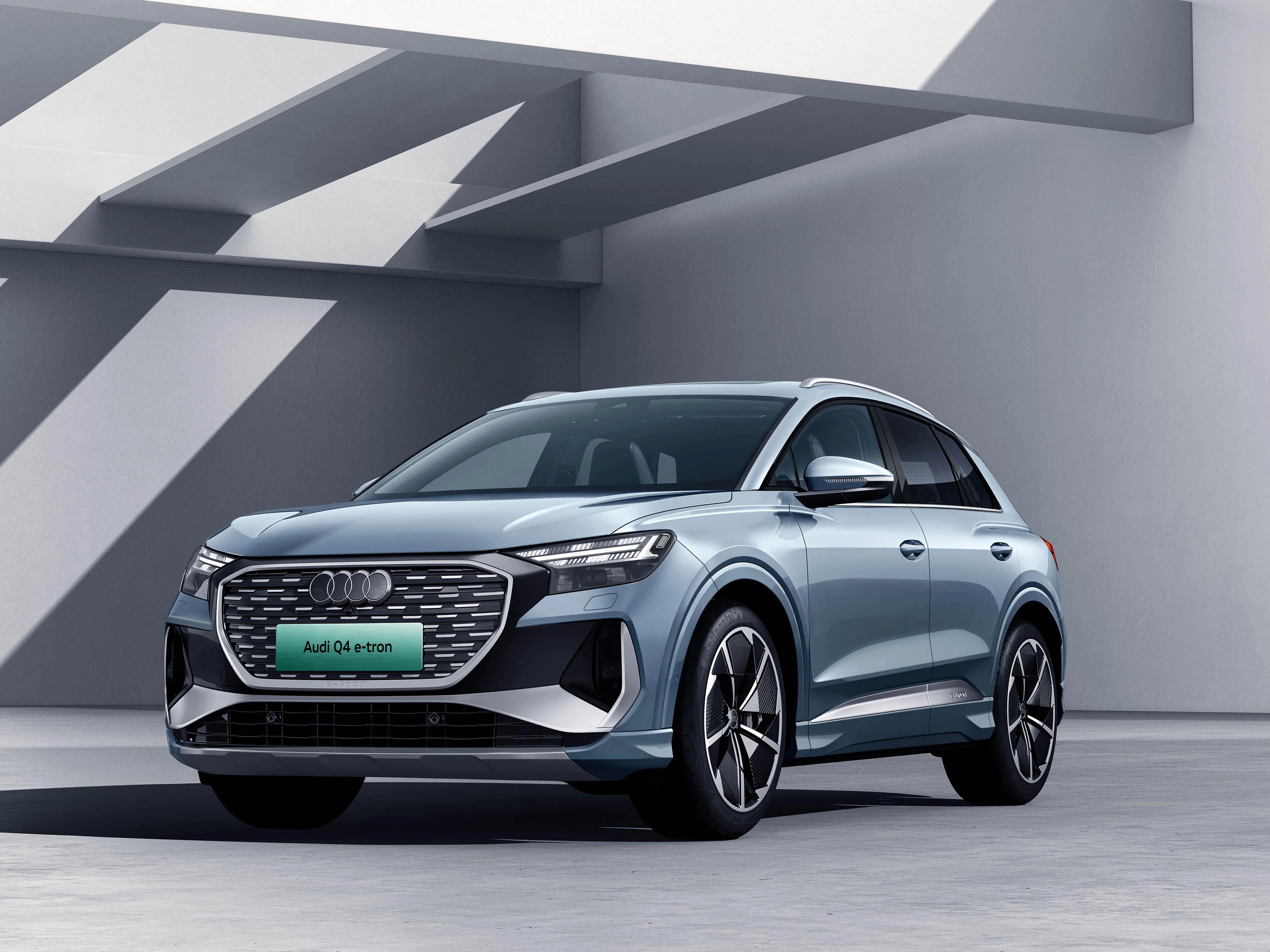 2022 Audi Q4 e-tron BEV 84.8KWH MSRP 377100 Specs and Details ...