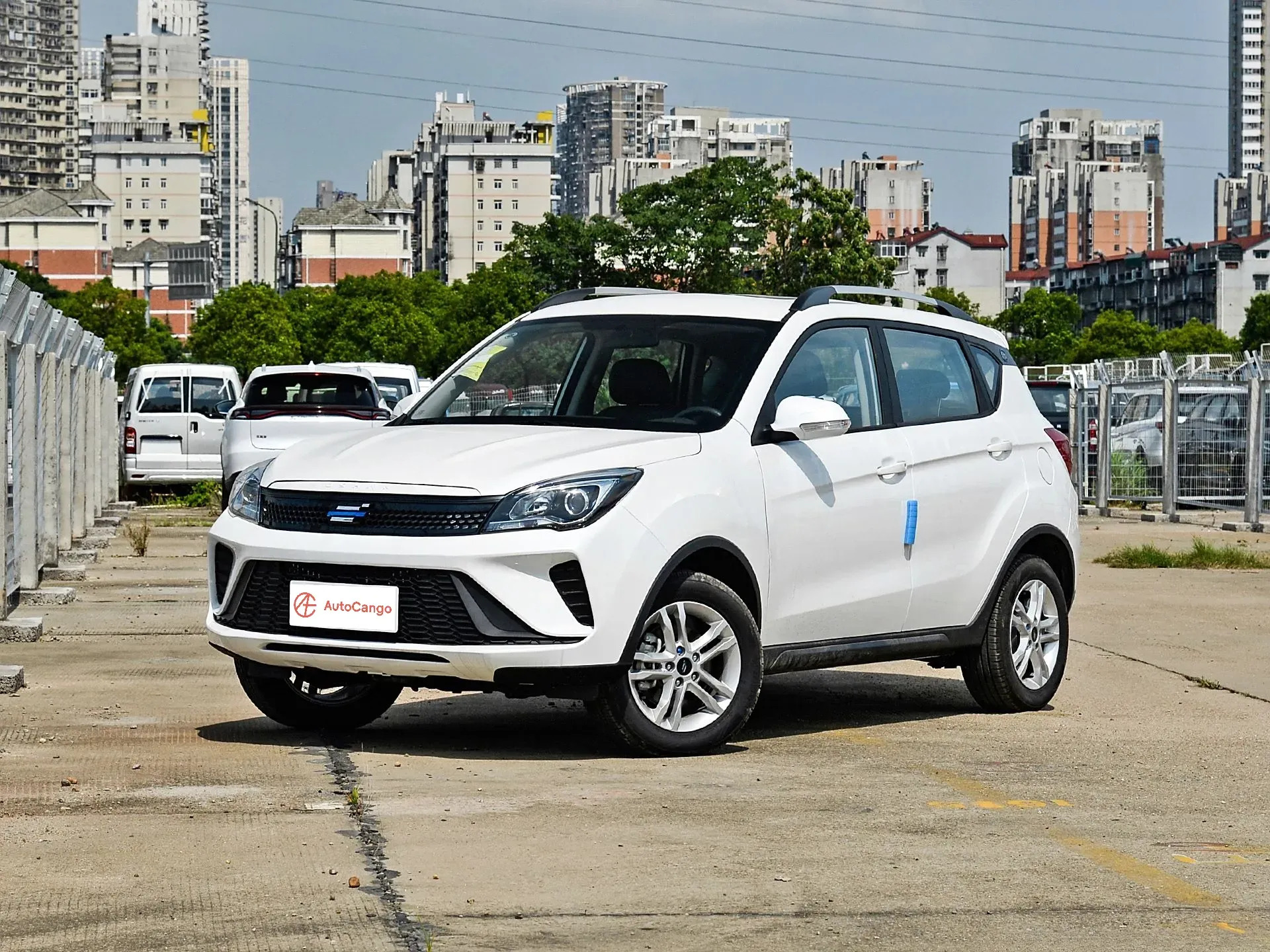 2021 ChangAn Oshan Cos 5 1.6L 128HP L4 5MT MSRP 59900 Specs and Details ...