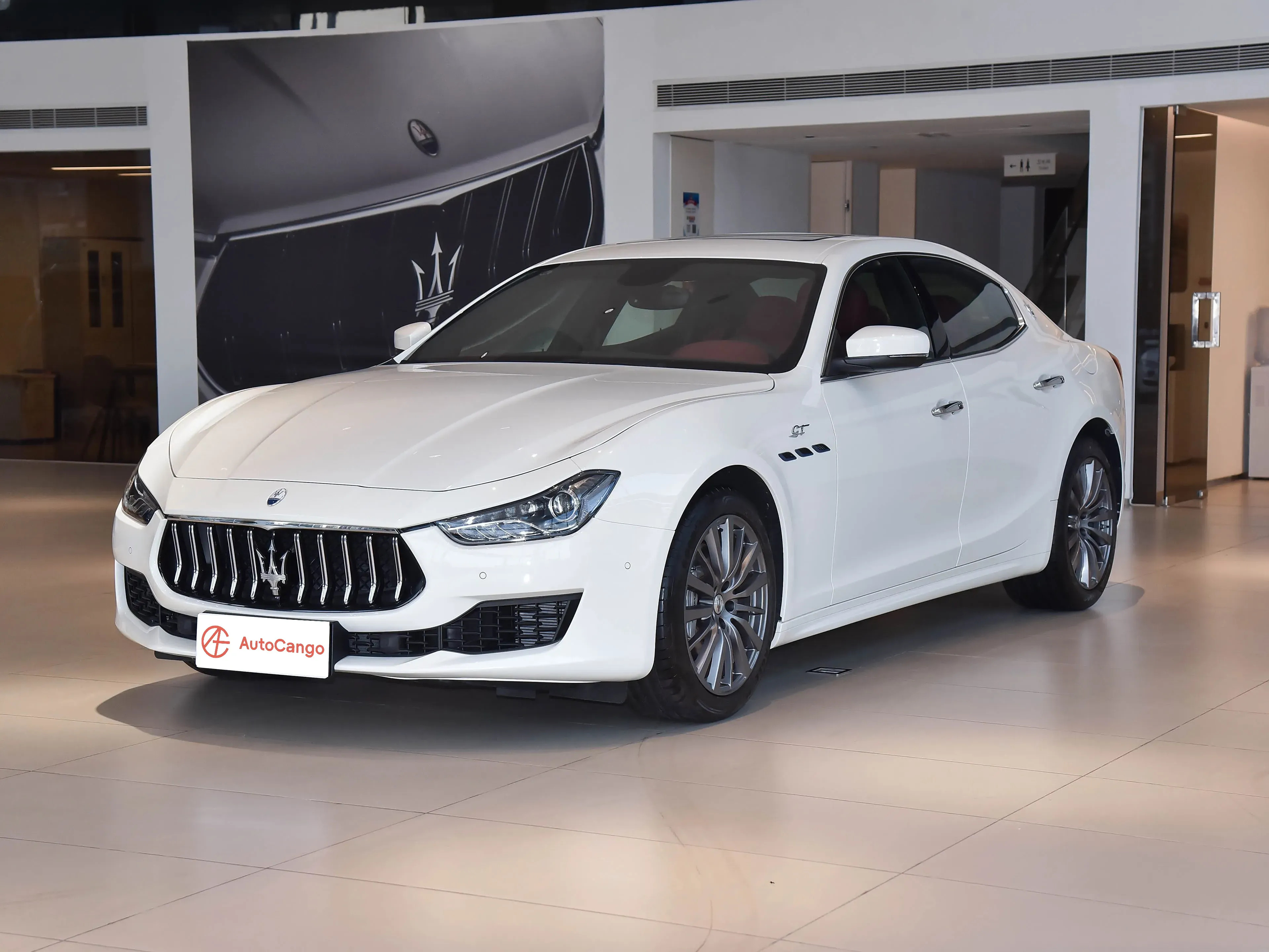 2014 Maserati Ghibli 3.0T 330HP V6 8AT MSRP 898000 Specs and Details | AutoCango Multilingual ...