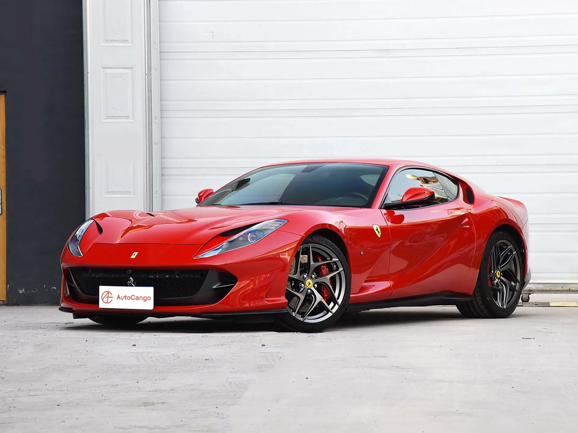 2017 Ferrari 812 6.5L 800HP V12 7DCT MSRP 4859000 Specs and Details ...
