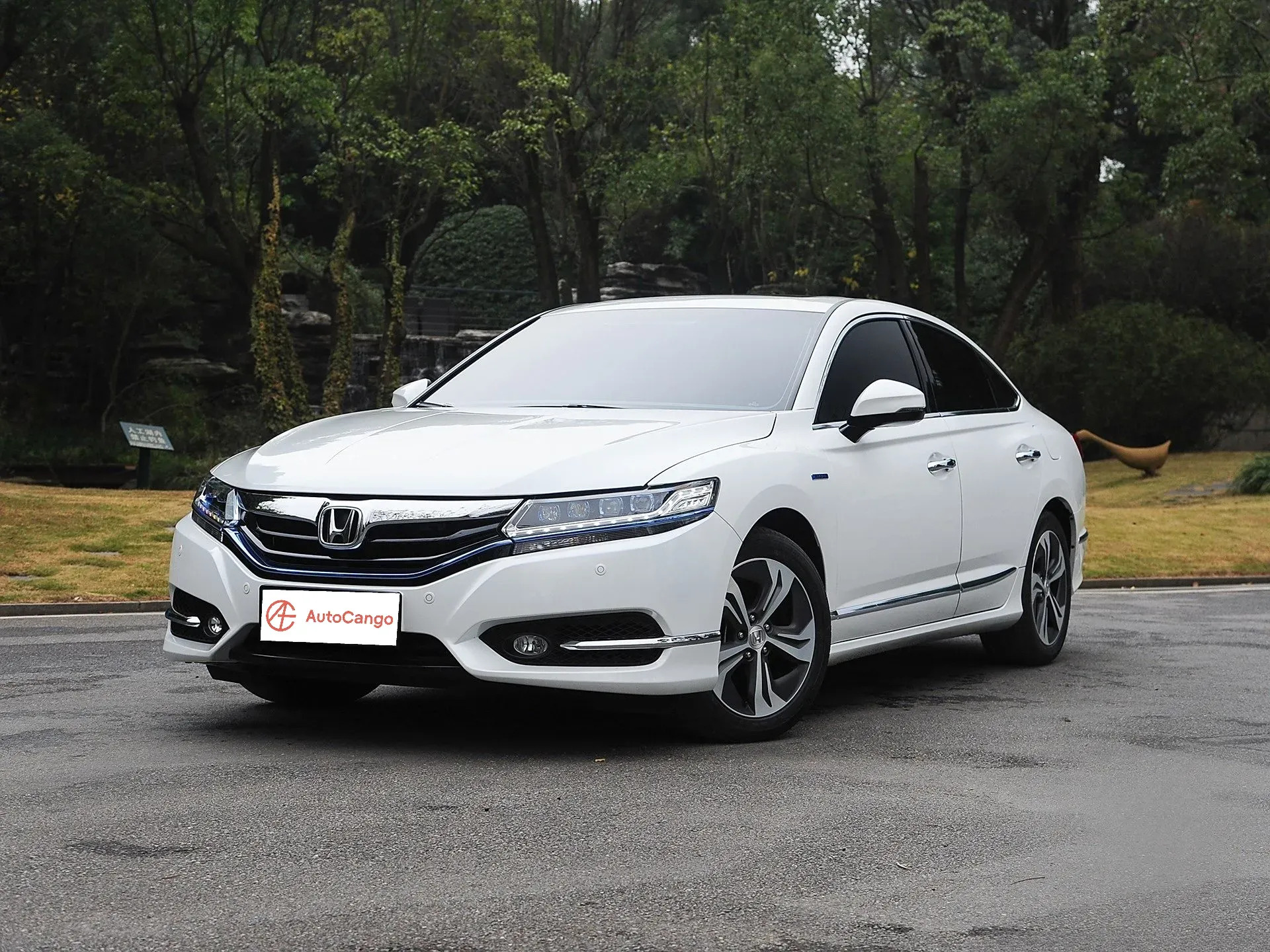 2013 Honda Spirior 2.0L 156HP L4 5AT MSRP 215800 Specs and Details | AutoCango Multilingual Car ...