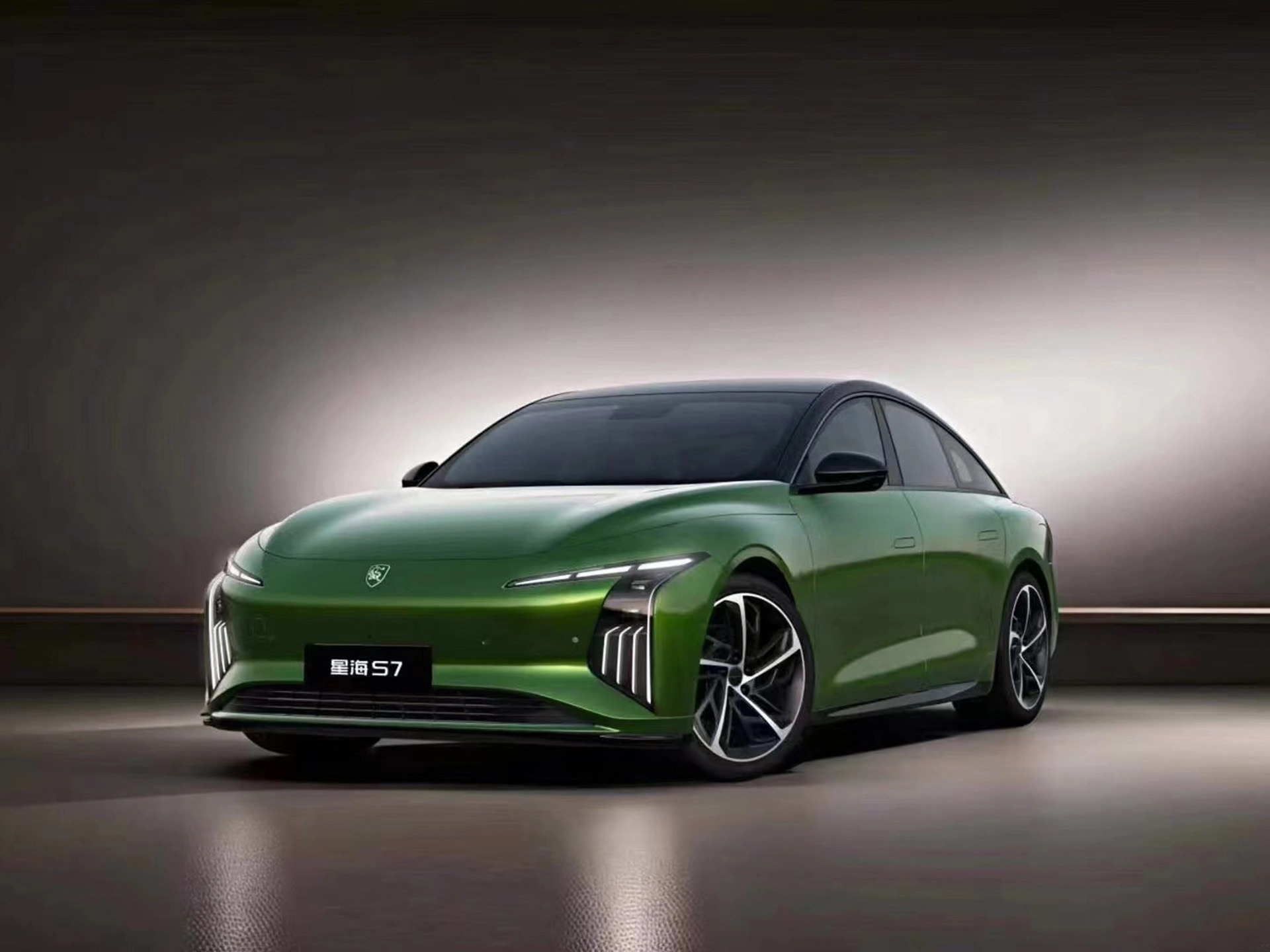 DongFeng Forthing XingHai S7 2024 DongFeng Forthing XingHai S7 BEV 56.8KWH MSRP139900 مواصفات ...