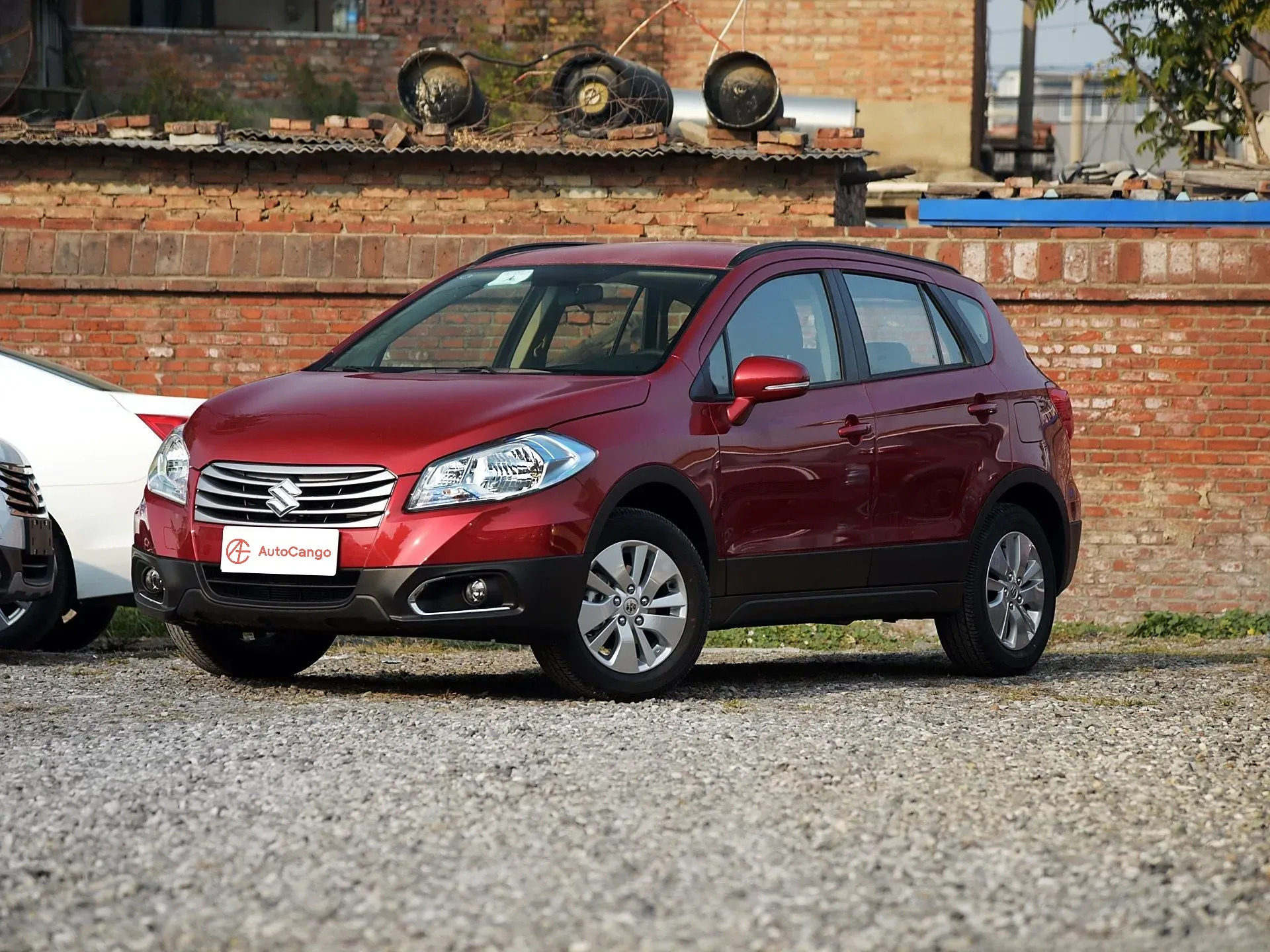 2015 Suzuki S-cross 1.4T 140HP L4 6MT MSRP 136800 Specs and Details ...