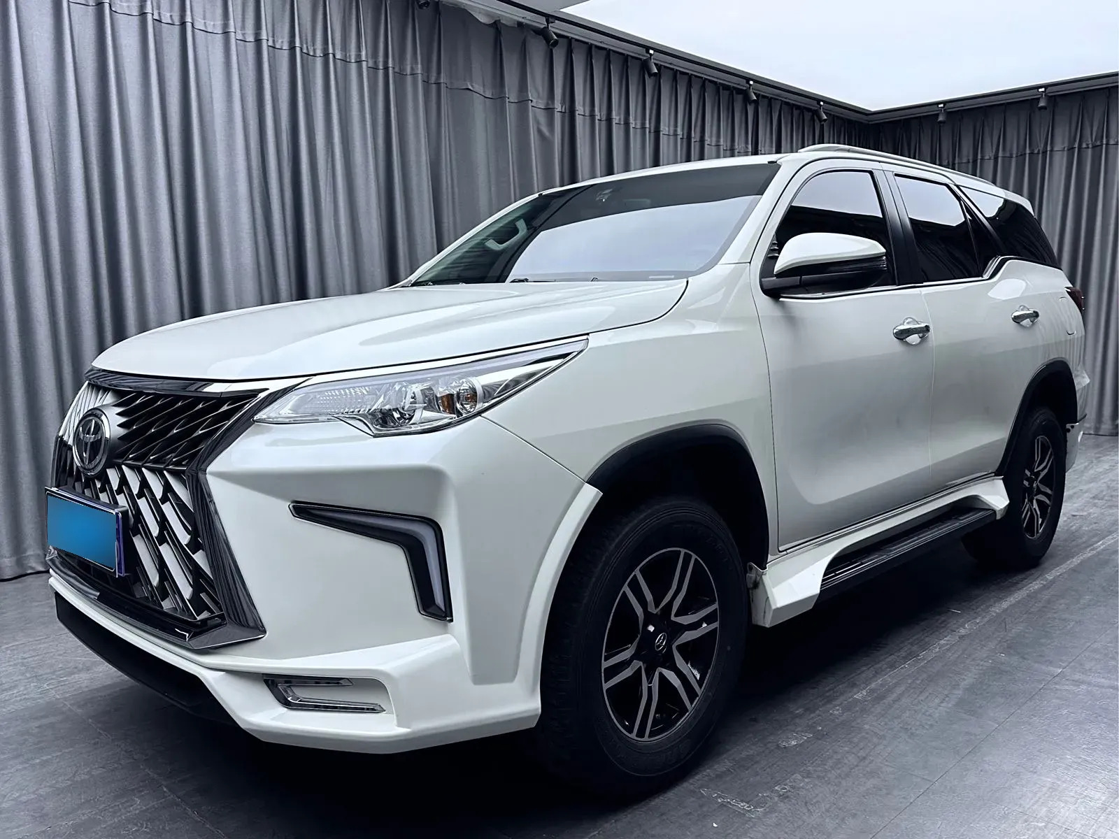 Used 2016 Toyota Fortuner for Export from China ACU5147787 | AutoCango