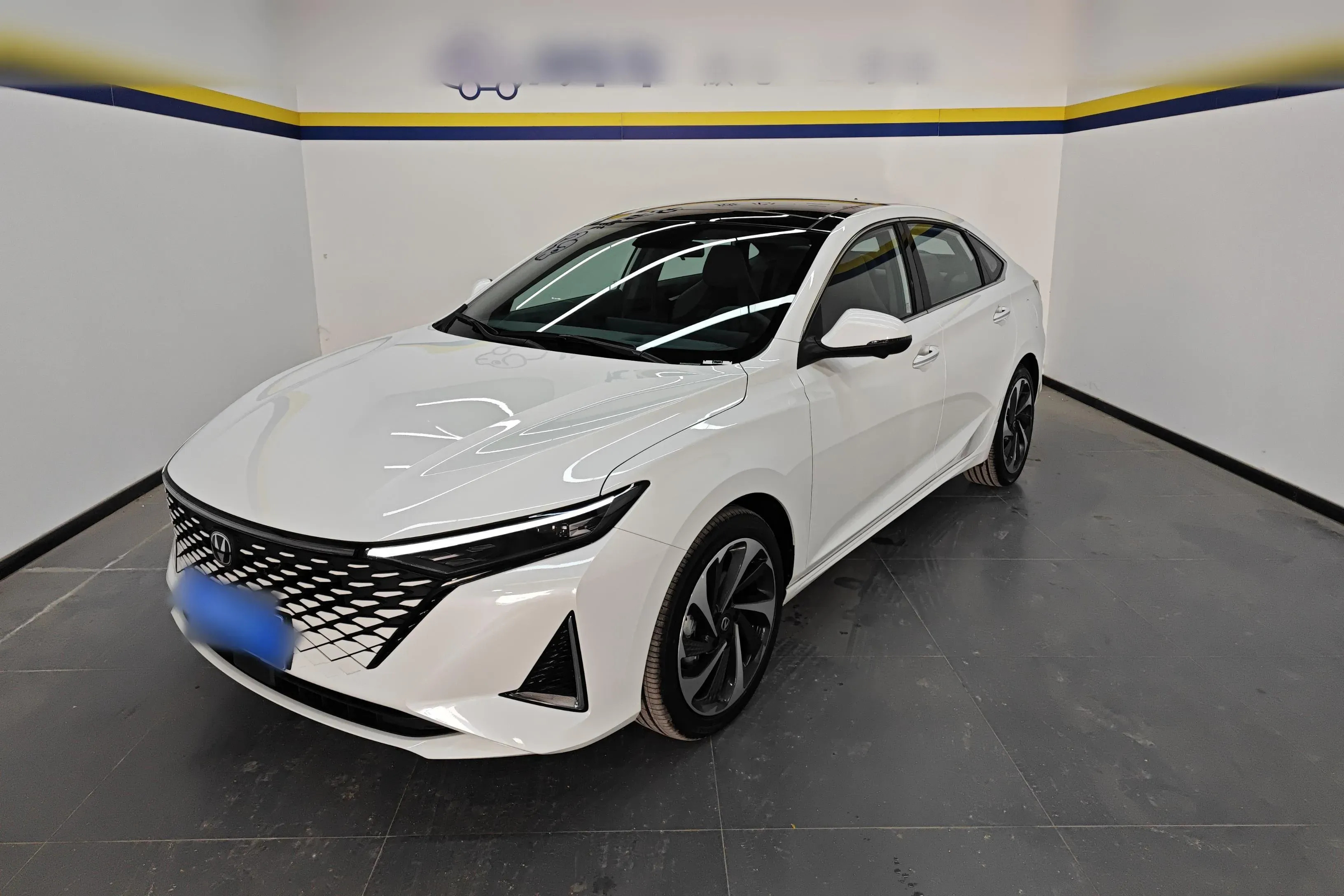 Used 2023 ChangAn Raeton Plus for Export from China ACU5153095 | AutoCango