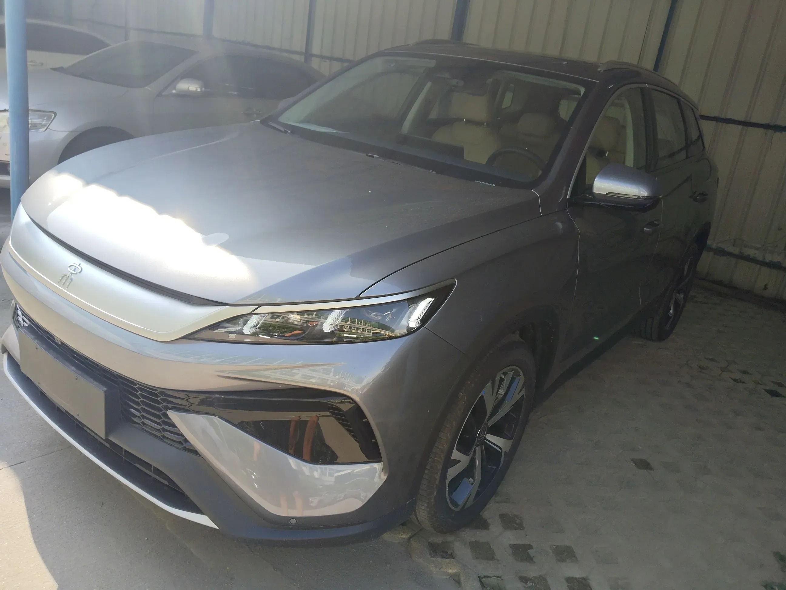 BYD Song Pro 2025 1.5L 101HP L4 voiture d'occasion de 2025 à exporter de Chine pour le ...