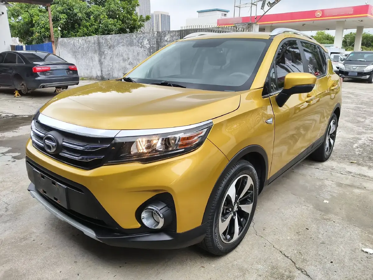 GAC Trumpchi GS3 2017 1.3T 137HP L4 voiture d'occasion de 2017 à exporter de Chine pour le ...