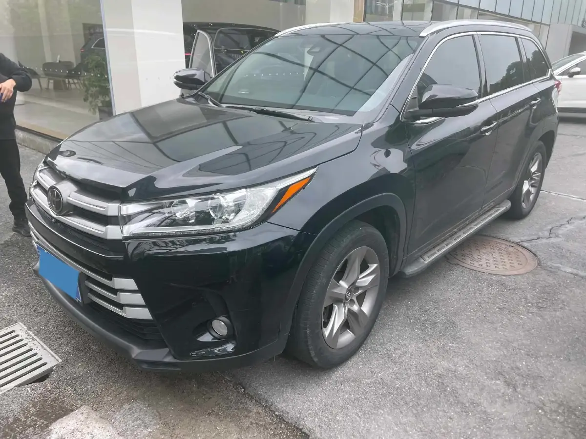 Used 2019 HanTeng V7 for Export from China ACU9540967 | AutoCango